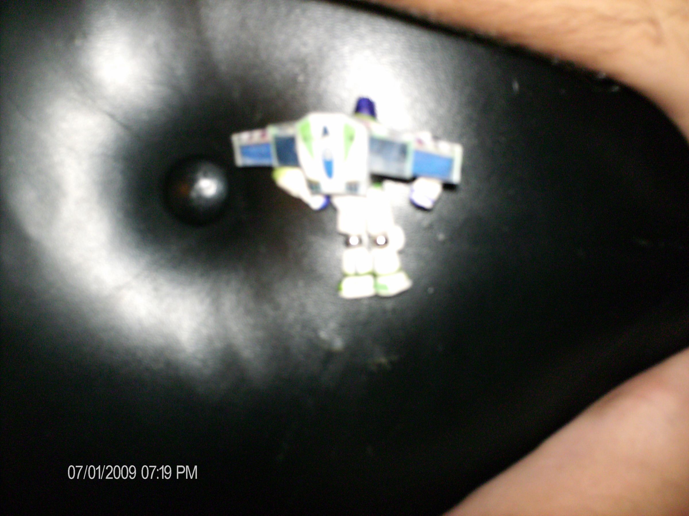 Buzz Lightyear Mini Replica (Toy Story) : 9 Steps - Instructables