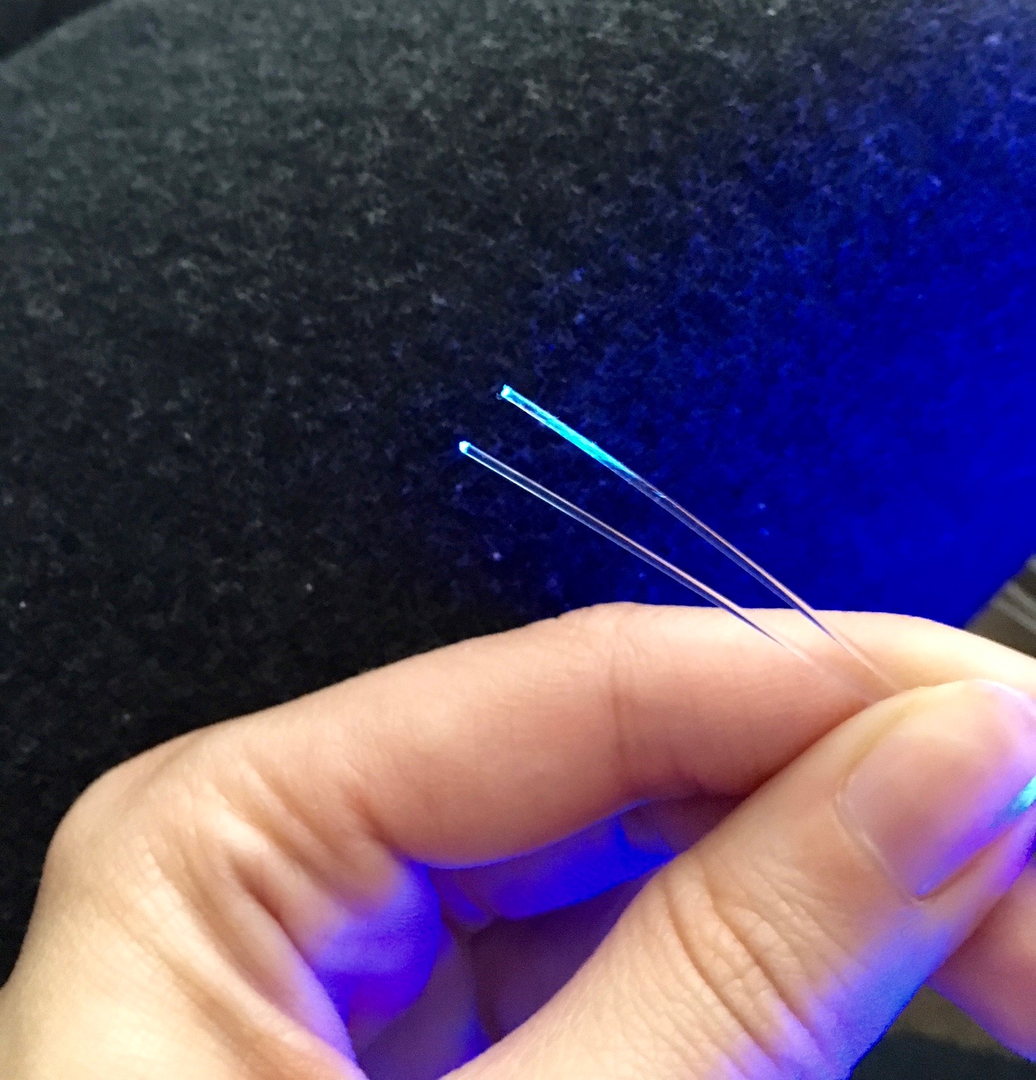 Color Changing Fiber Optic Fabric : 10 Steps (with Pictures ...