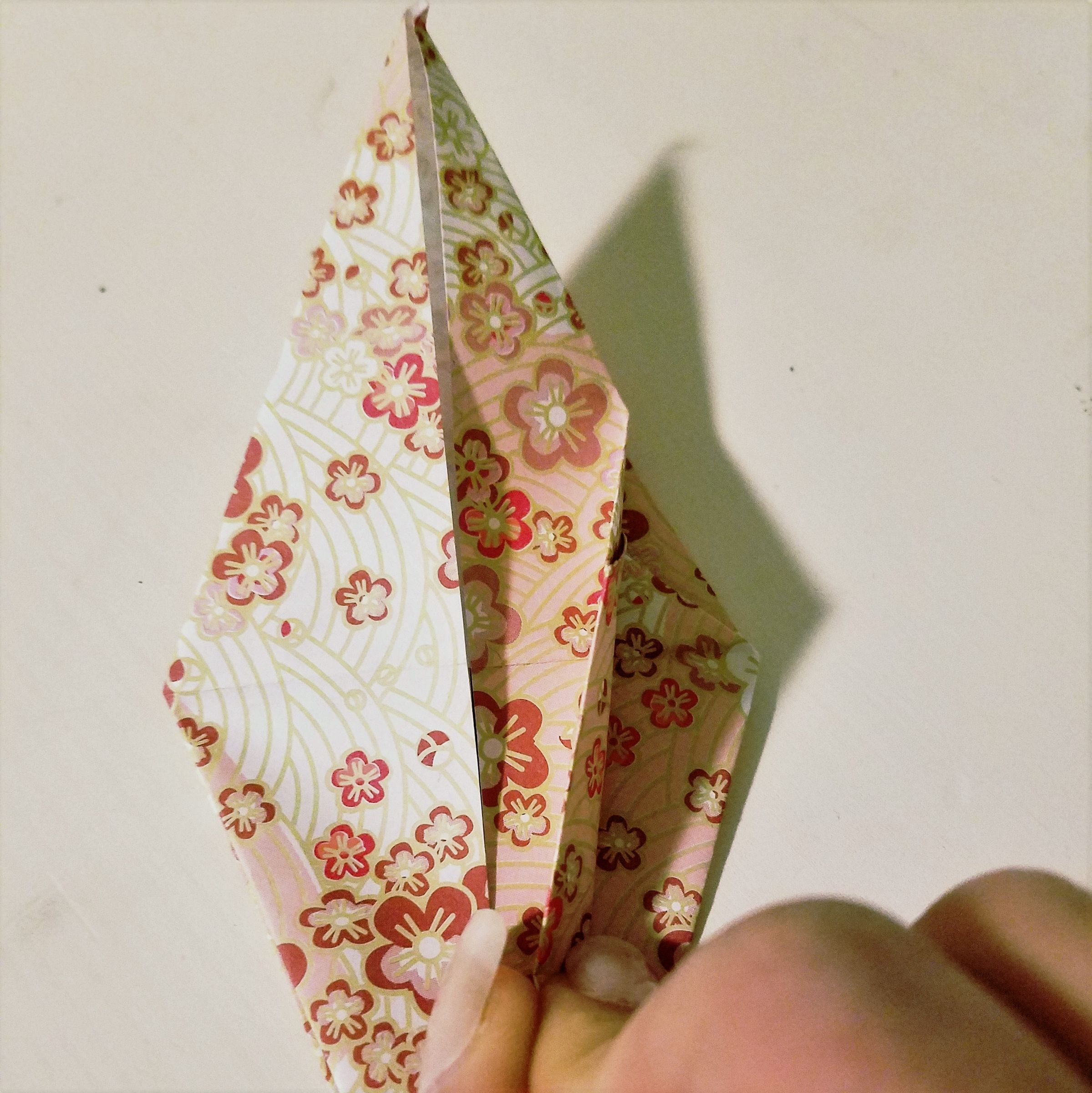 How to Fold a Paper Crane : 17 Steps (with Pictures) - Instructables