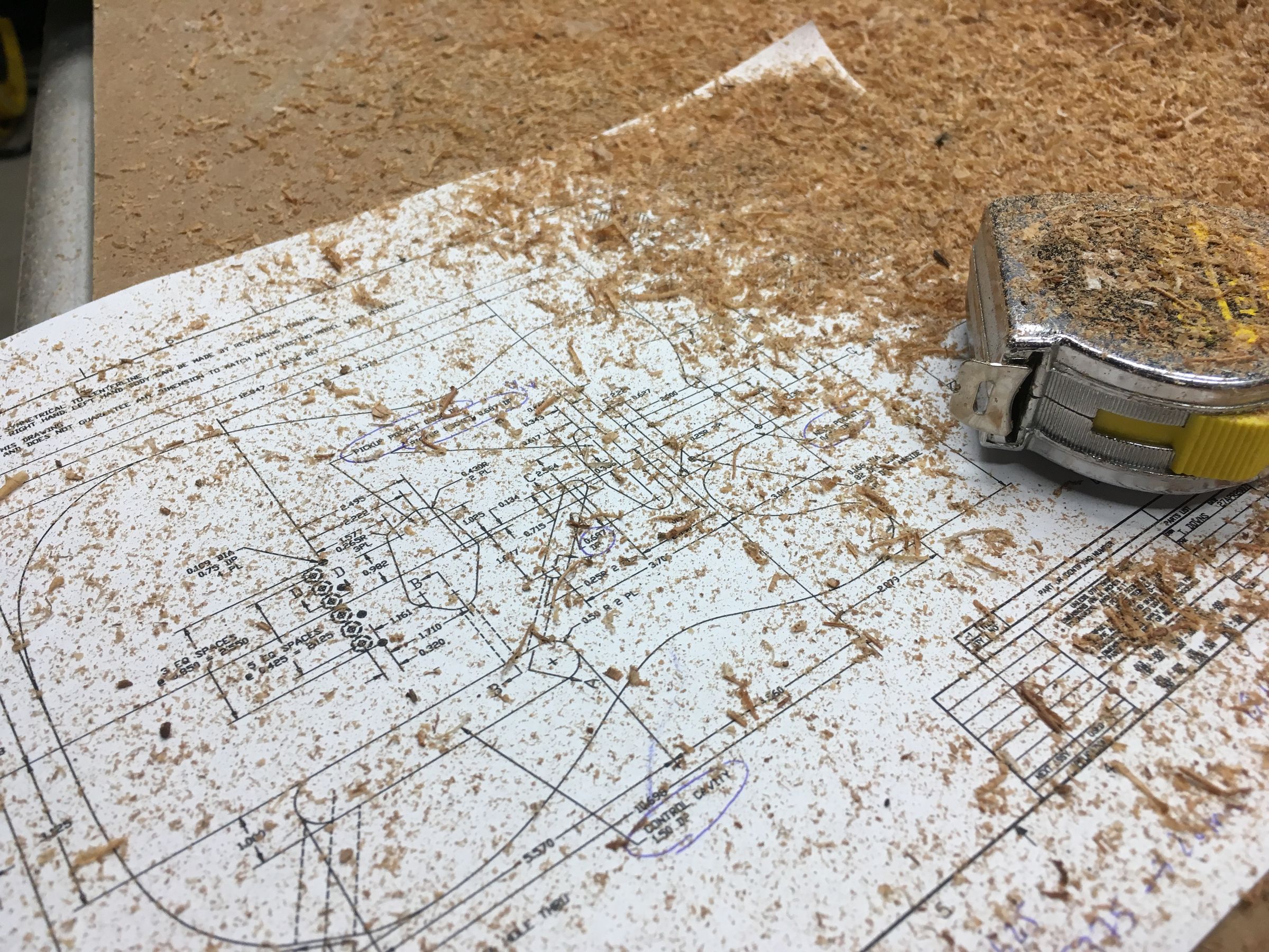 Barncaster Electric Guitar : 22 Steps (with Pictures) - Instructables