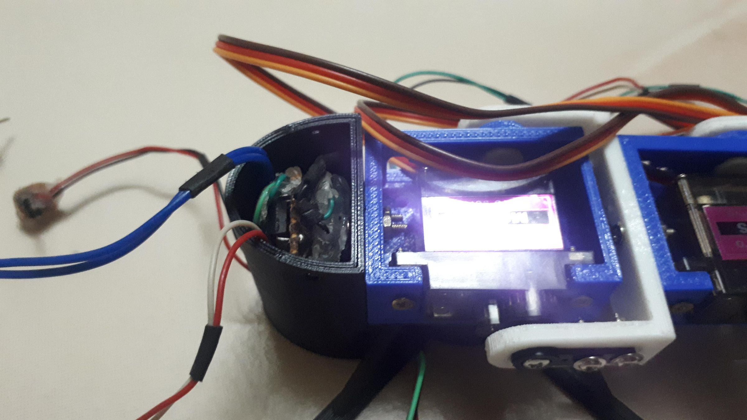 Inchworm Robot - Modular, Move Allsides With BT App : 22 Steps (with ...