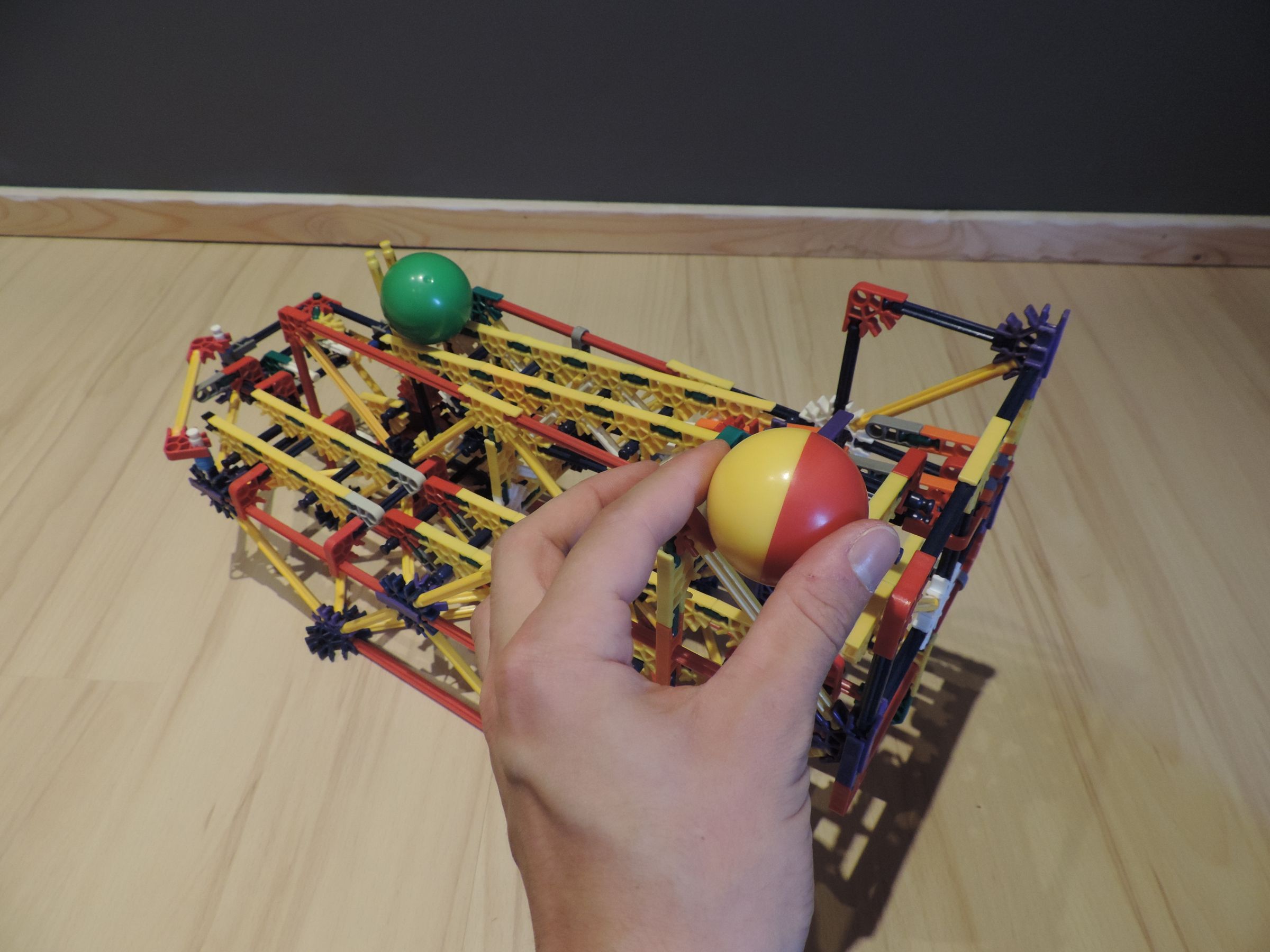 Knex Ball Machine Element: Knex Ball Scale : 7 Steps - Instructables