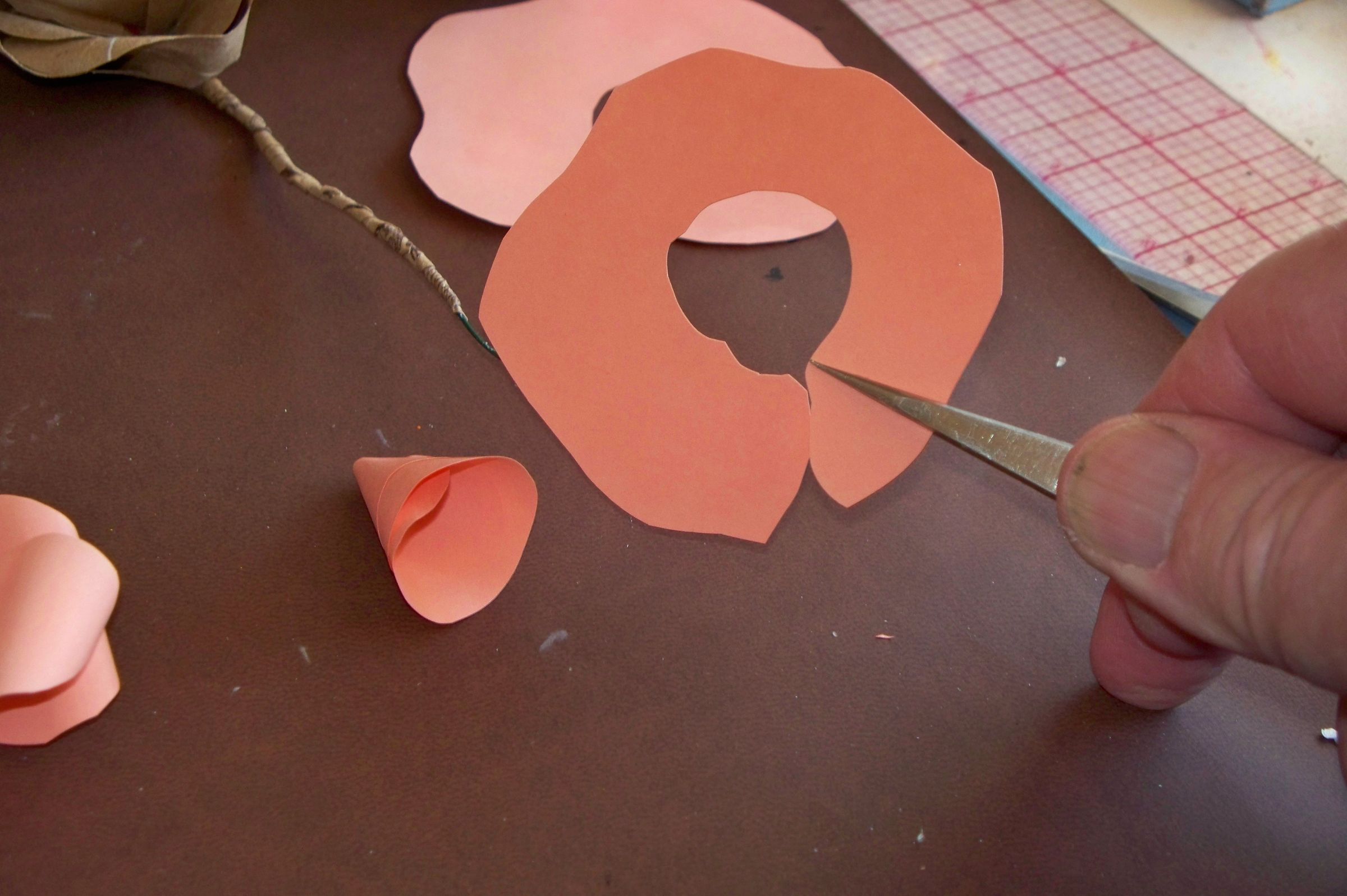 How to Make Paper Roses : 9 Steps (with Pictures) - Instructables
