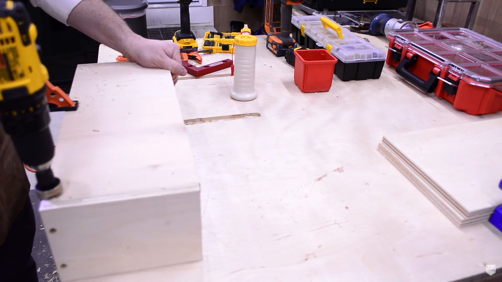 How to Build a Pocket Hole Workstation | DIY Woodworking Shop Project ...