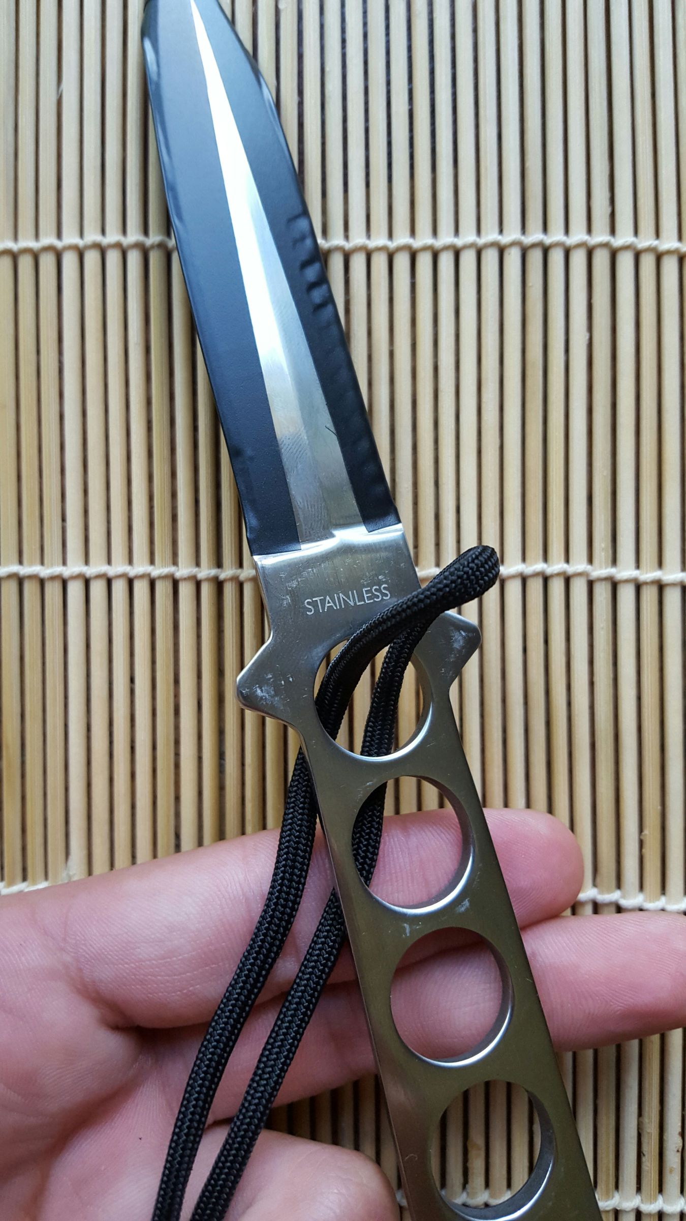 Paracord Knife Handle Wrap : 9 Steps (with Pictures) - Instructables