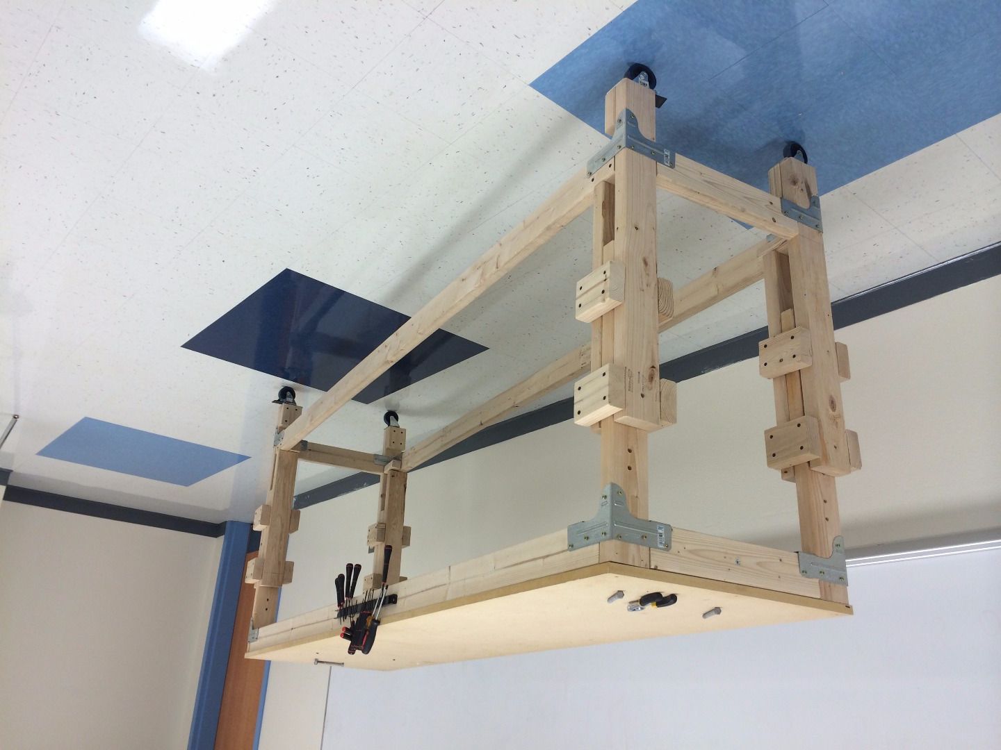 Build an Adjustable Stand Up Workbench : 7 Steps (with Pictures ...