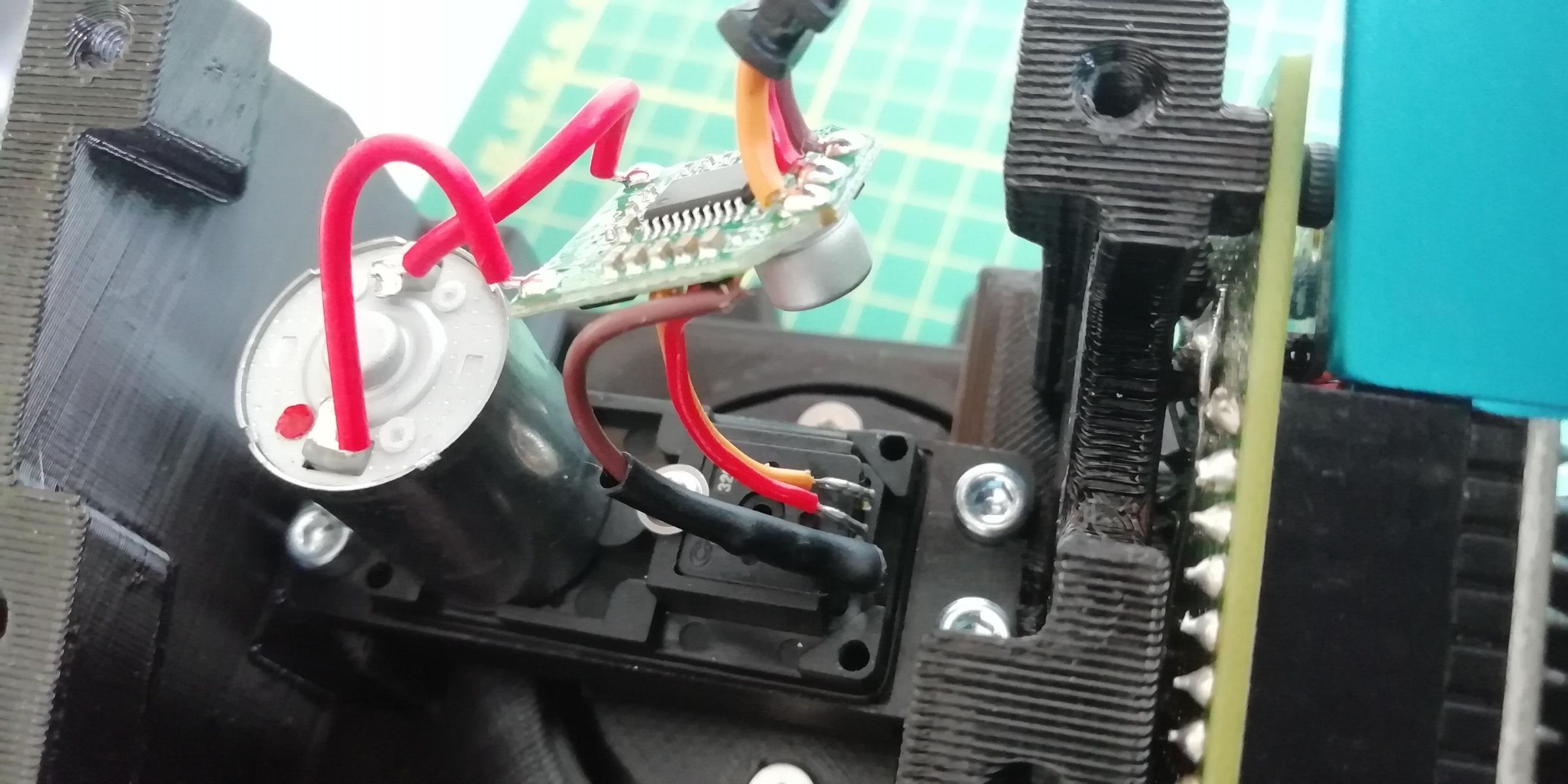 CUBOTino Autonomous: Small, 3D Printed, Rubik's Cube Robot (Raspberry ...