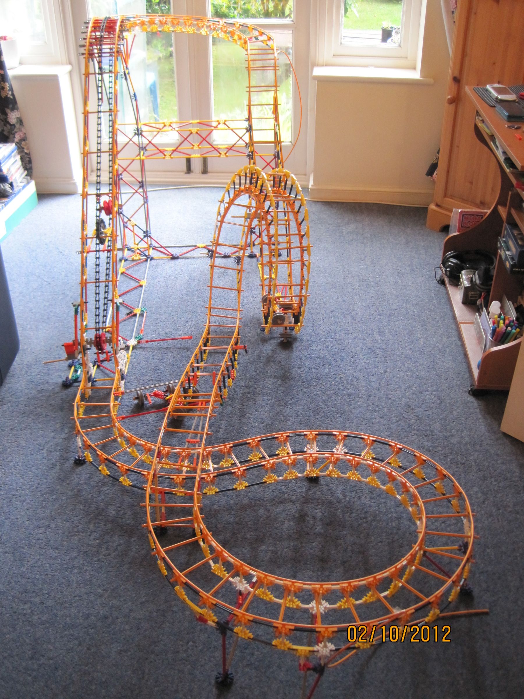 Knex Roller Coaster . - Instructables
