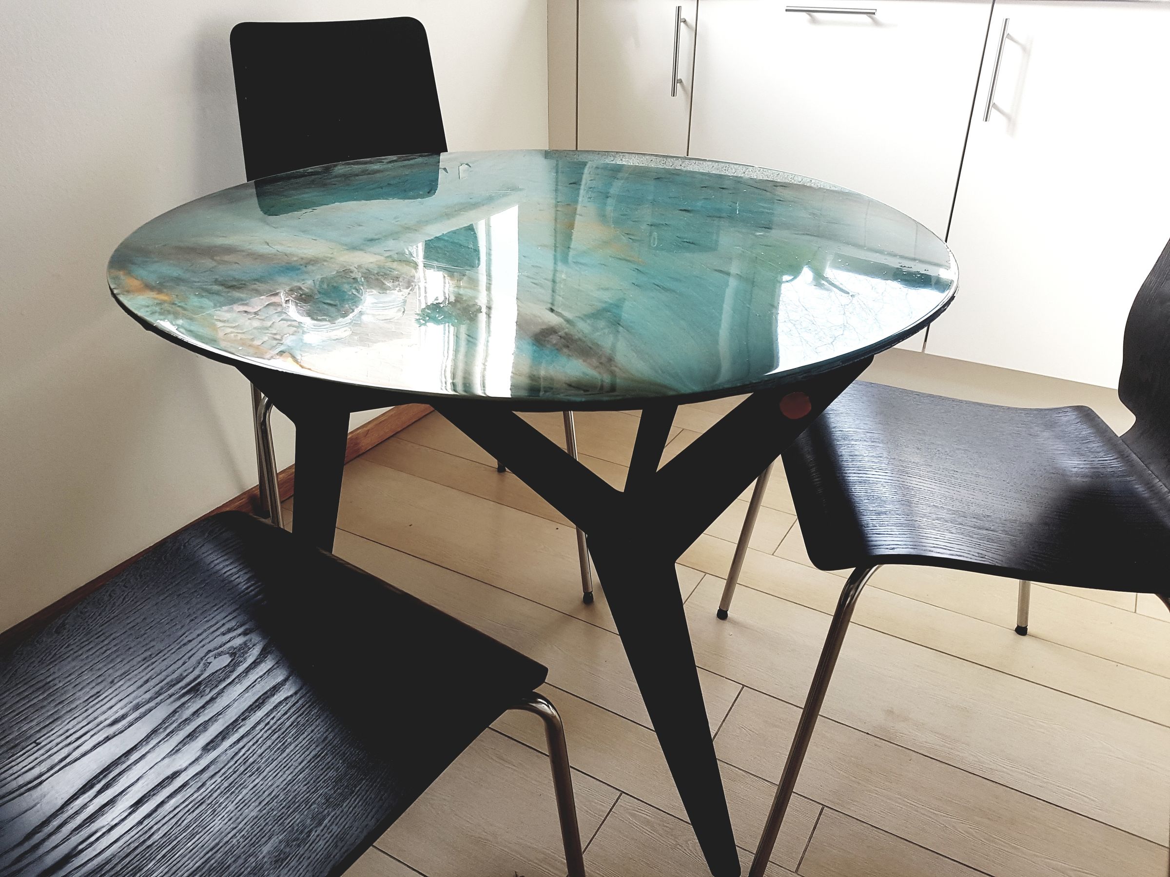 Transformable Resin Table : 6 Steps (with Pictures) - Instructables