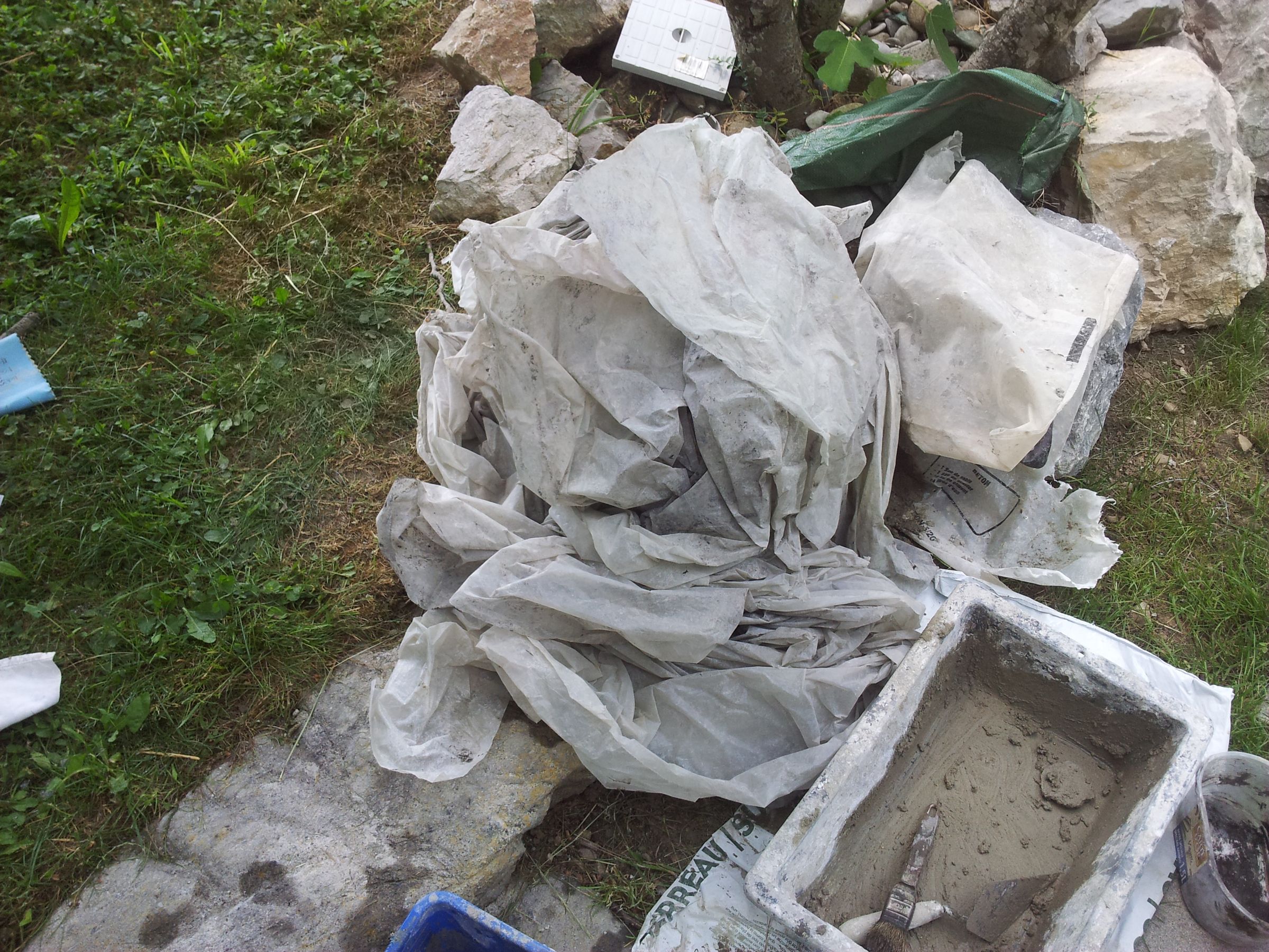 Concrete Rocks and Sculptures : 12 Steps - Instructables