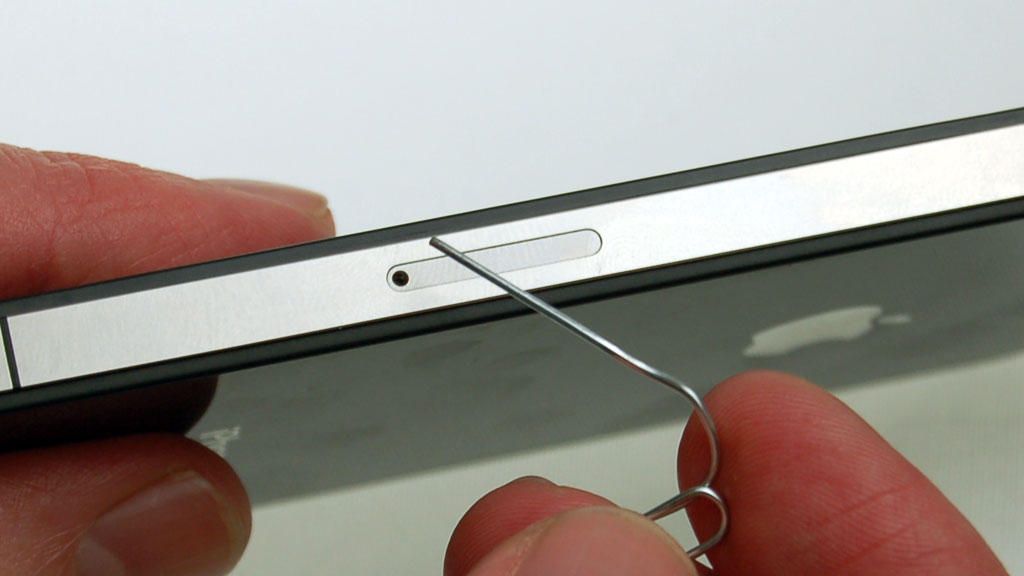 Dual SIM System for (almost) Any Phone : 5 Steps - Instructables