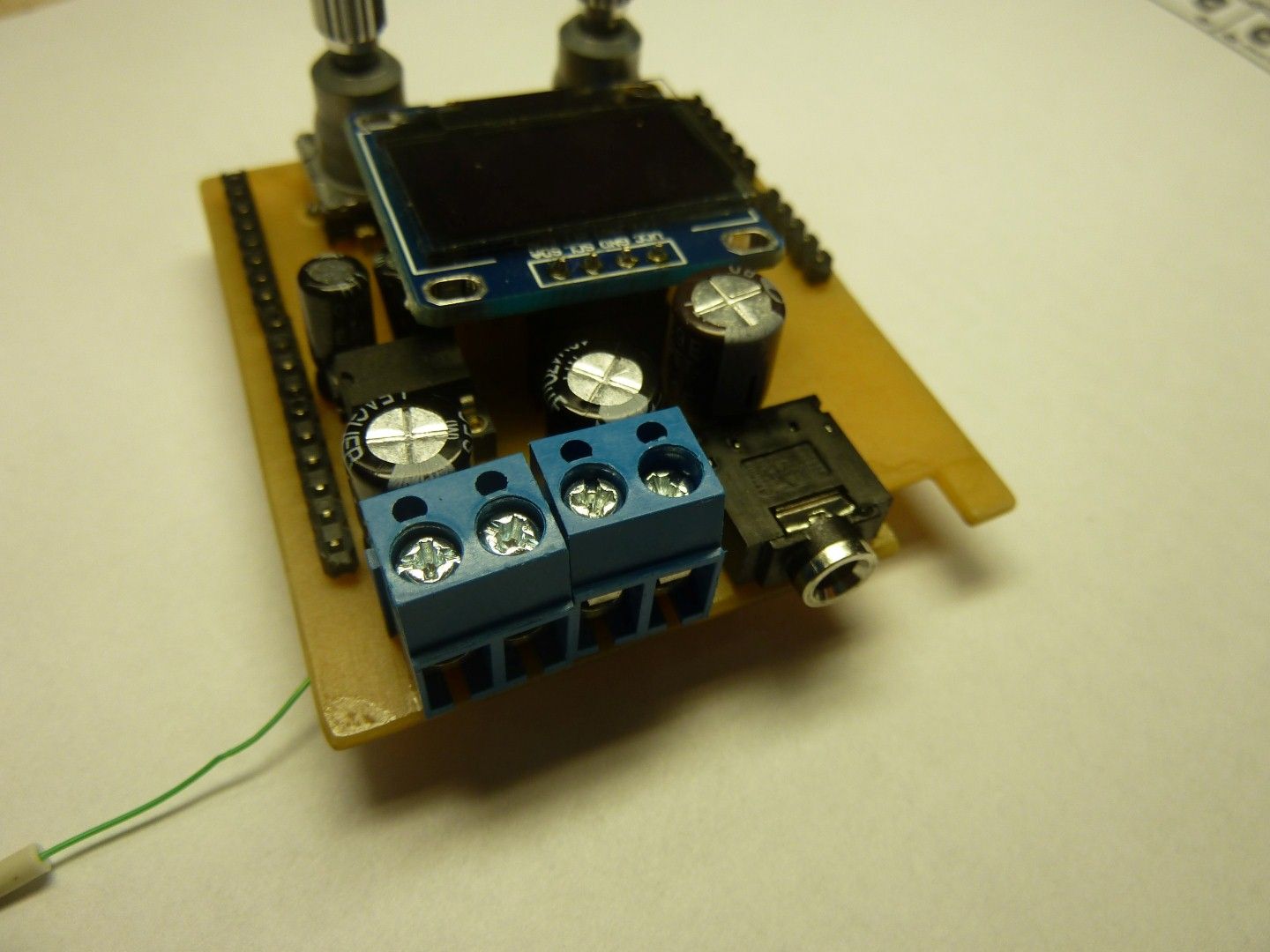 Si4703 FM Radio Arduino Uno Schield : 6 Steps (with Pictures ...