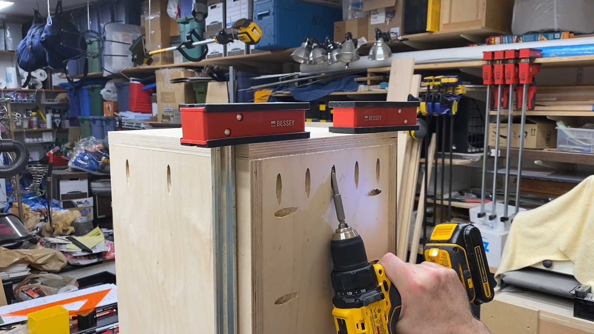 Adjustable Width Tool Charging Station : 12 Steps (with Pictures ...