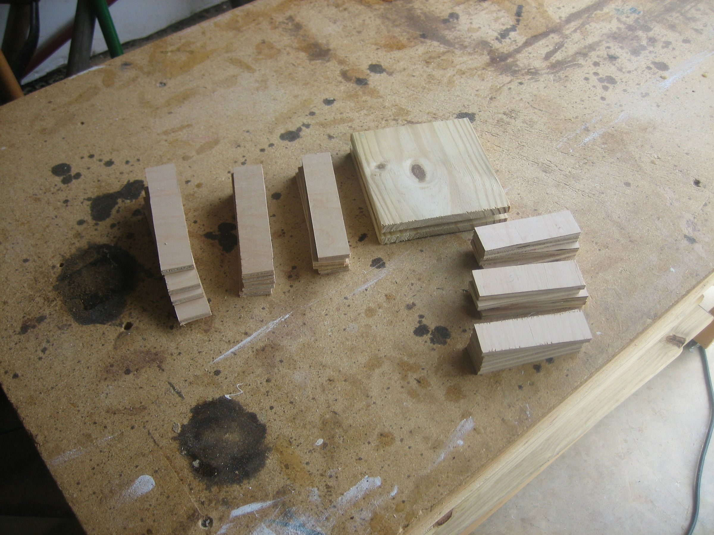 THE PUZZLE TABLE : 10 Steps (with Pictures) - Instructables