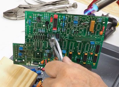 Harvesting Electronic Components : 9 Steps (with Pictures) - Instructables