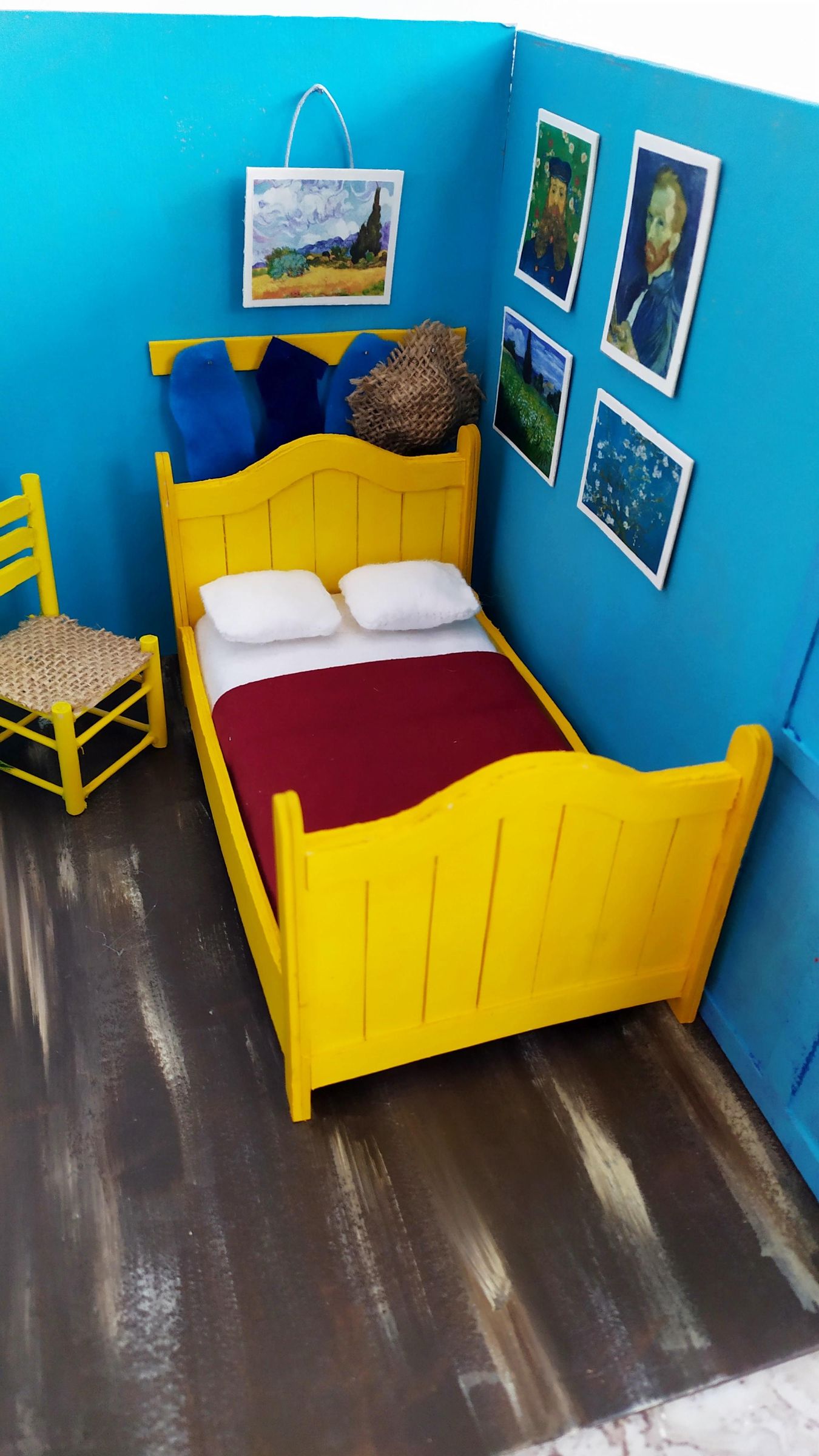 Miniature Bedroom in Arles : 17 Steps (with Pictures) - Instructables