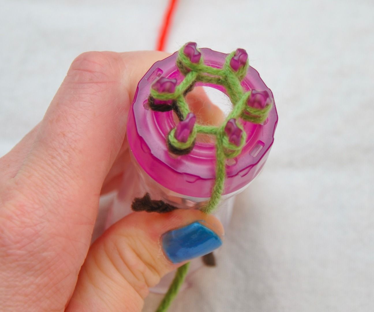 How to Use a French Knitter : 6 Steps (with Pictures) - Instructables