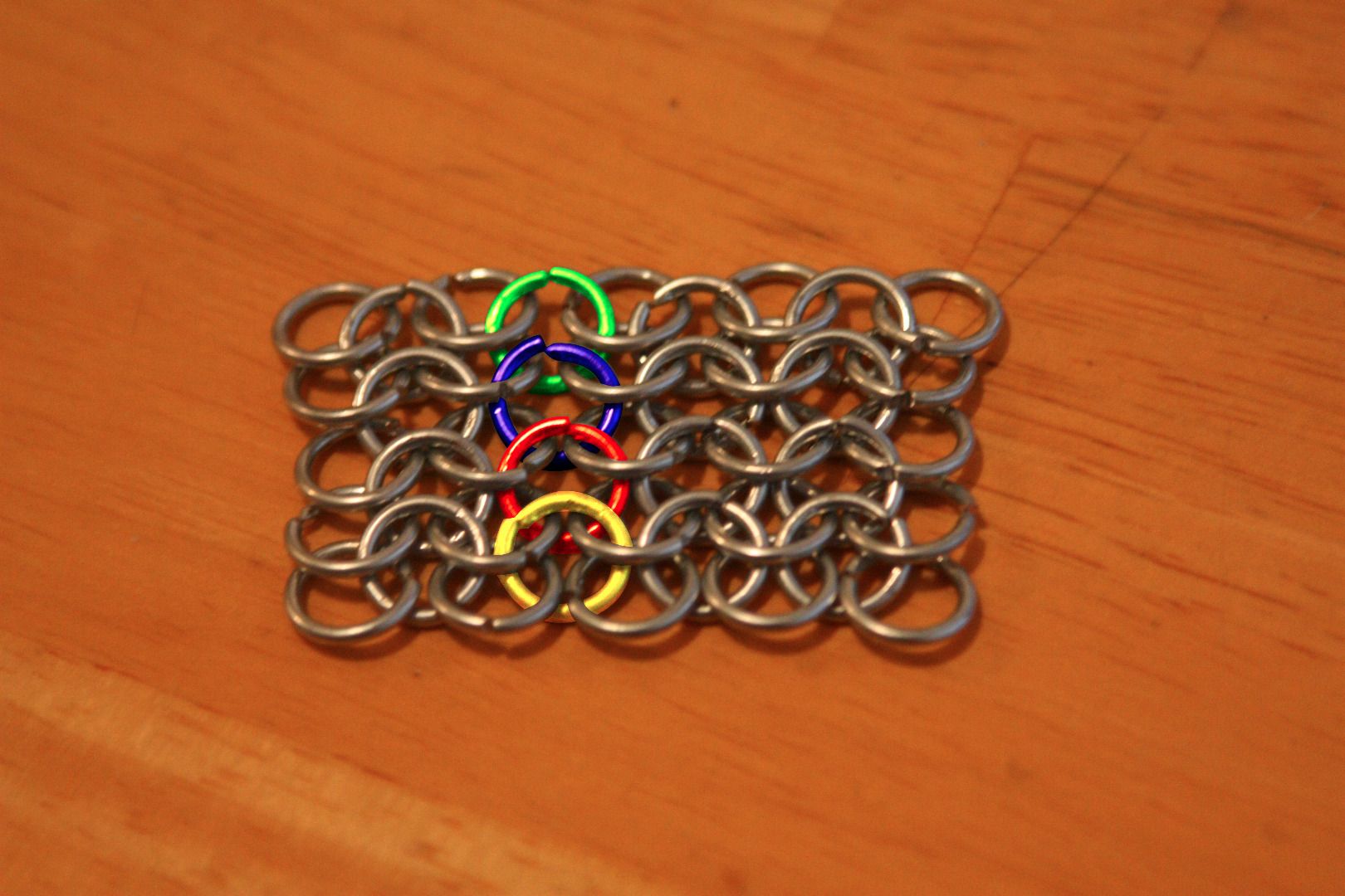 How to Make Chainmail (European 4-in-1 Weave) : 7 Steps (with Pictures ...