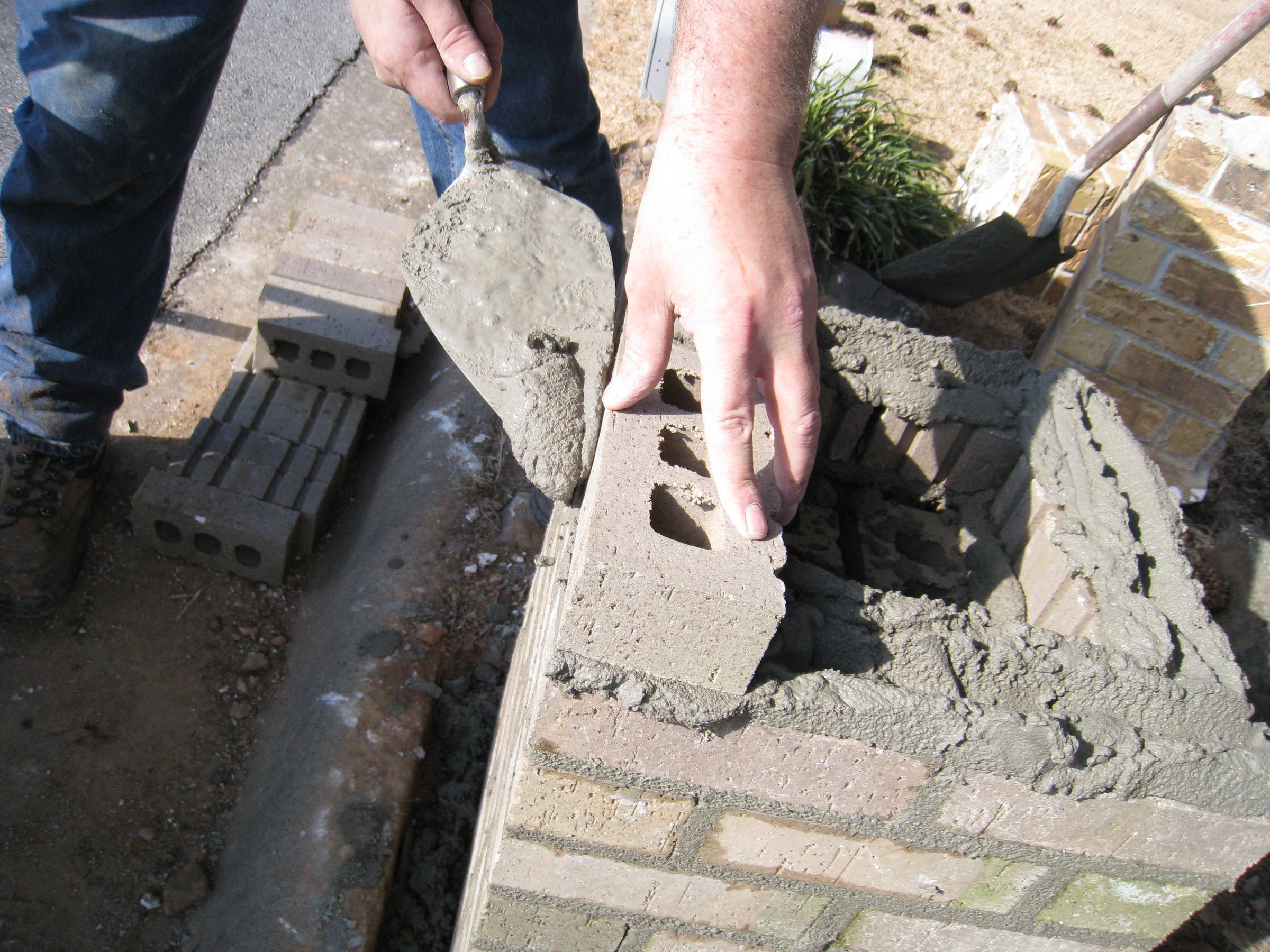 Do-it-yourself Brick Mailbox : 5 Steps - Instructables