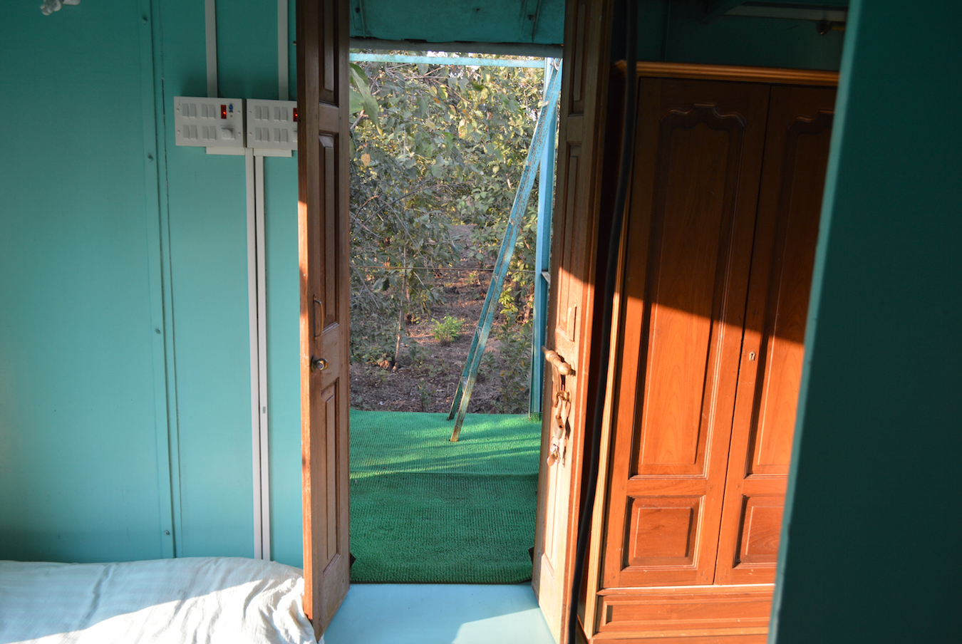 DIY Solar+Wind House : 27 Steps (with Pictures) - Instructables