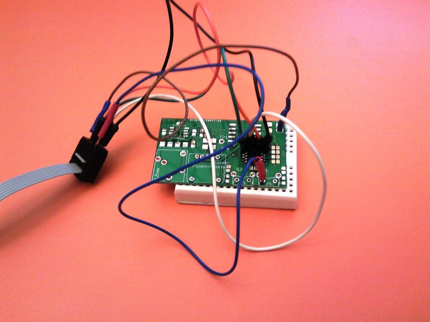 Tiny FM Radio : 3 Steps - Instructables