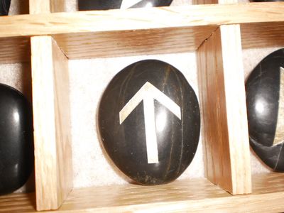 Engraved Stone Rune Set and Decorated Storage Box : 11 Steps (with ...