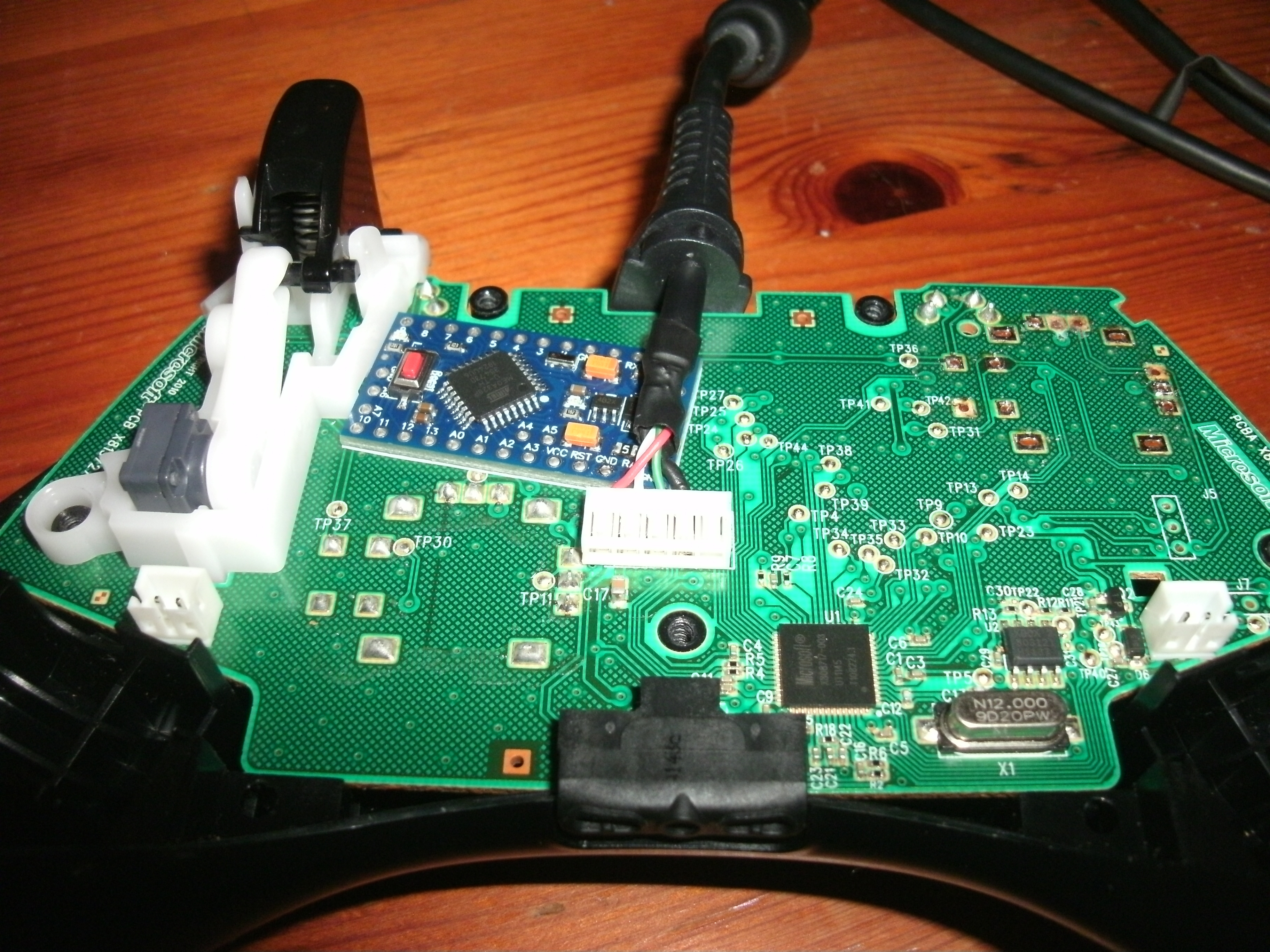 Xbox 360 Controller Accelerometer/gyro Steering Mod : 7 Steps ...