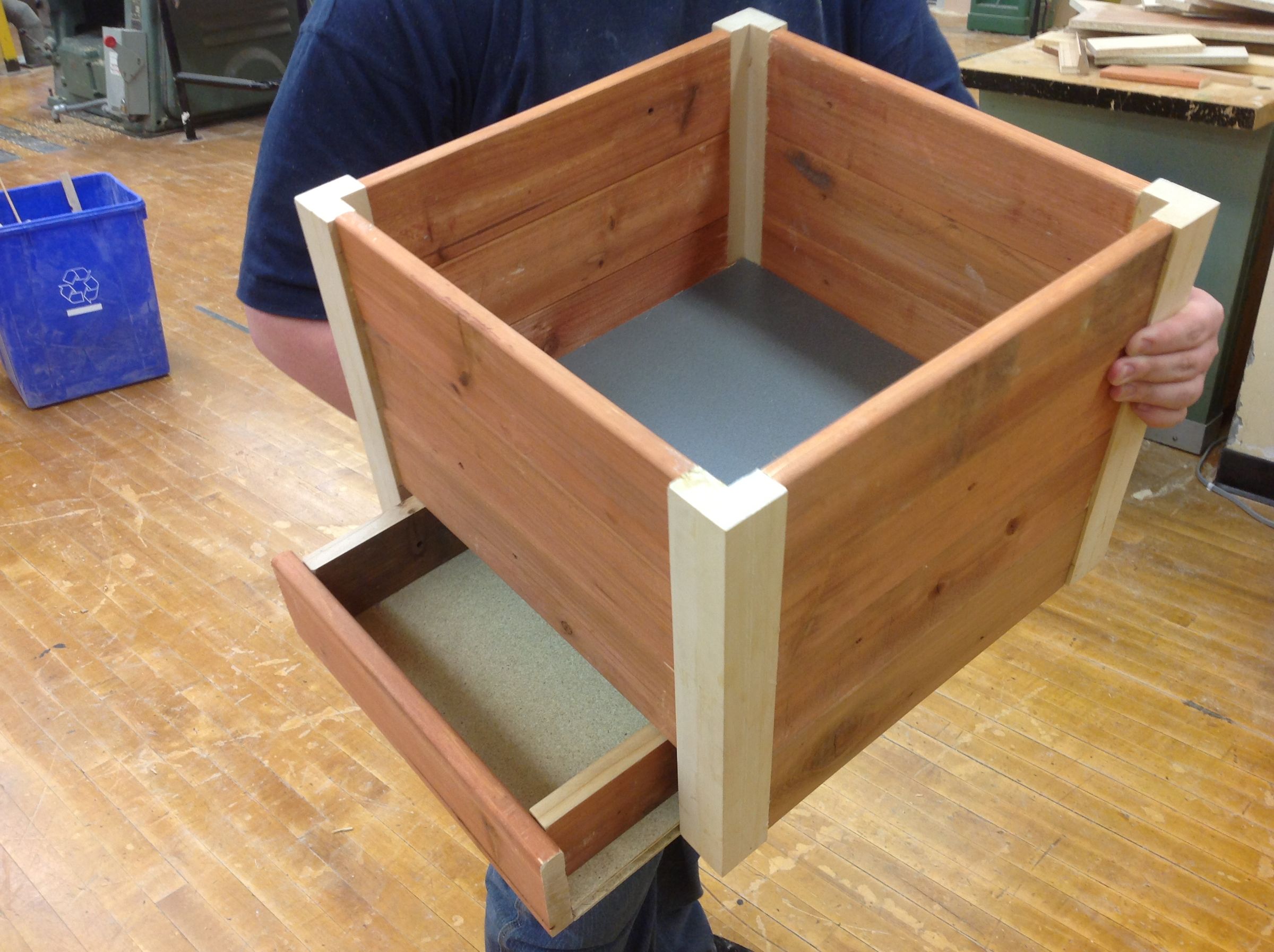 False Bottom Wooden Crate : 6 Steps (with Pictures) - Instructables