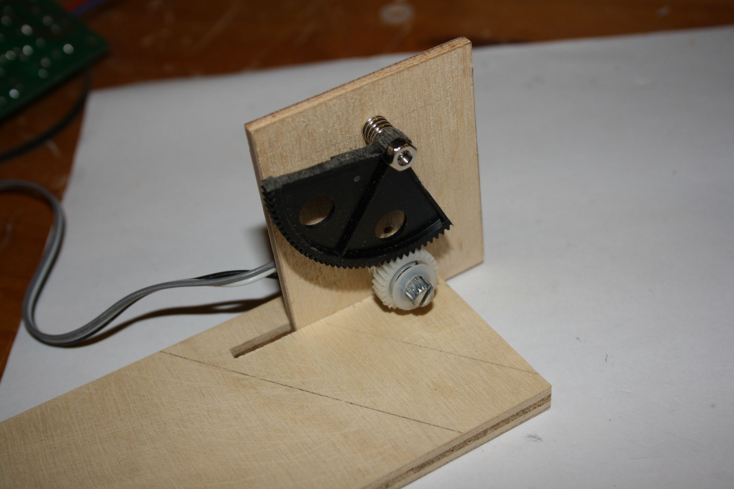 Table-Top Scissors | the Cutting Edge of Technology! : 17 Steps (with ...