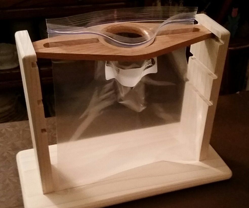 Easy Fill Storage Bag Filler : 5 Steps (with Pictures) - Instructables