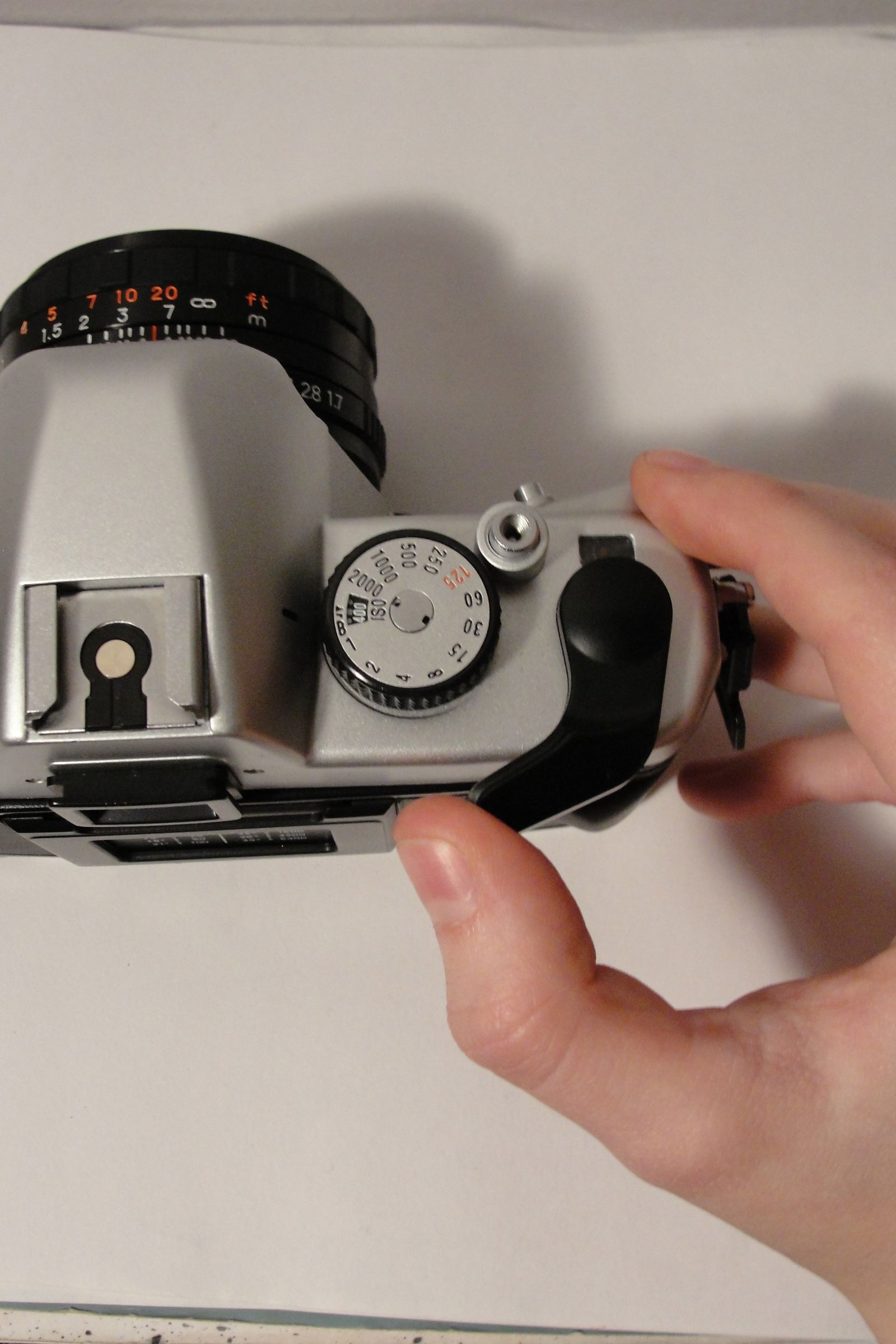 How to Load Film Into a 35mm Camera : 13 Steps (with Pictures ...