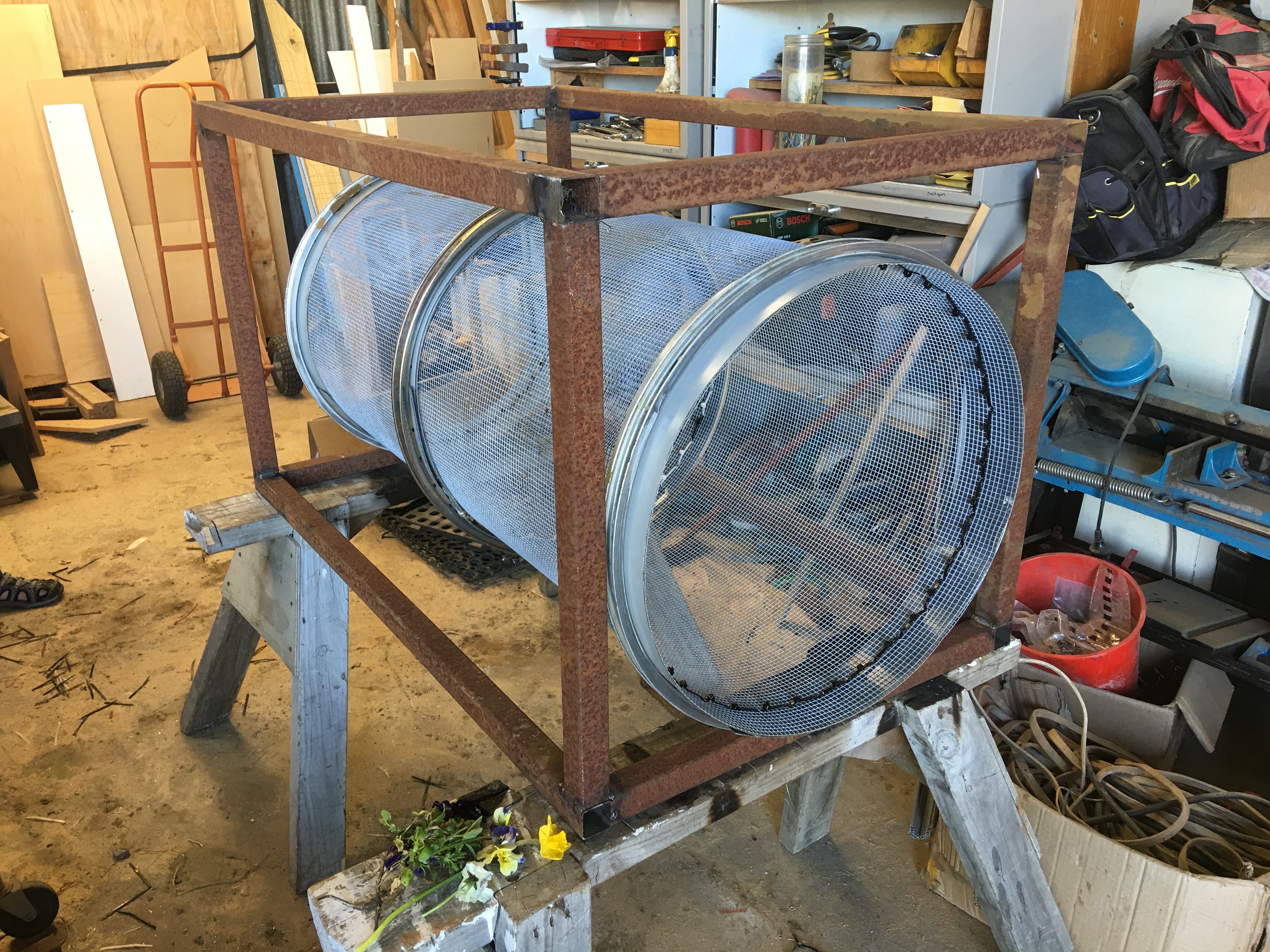 Building a Soil Sifter / Rotary Trommel : 7 Steps (with Pictures ...