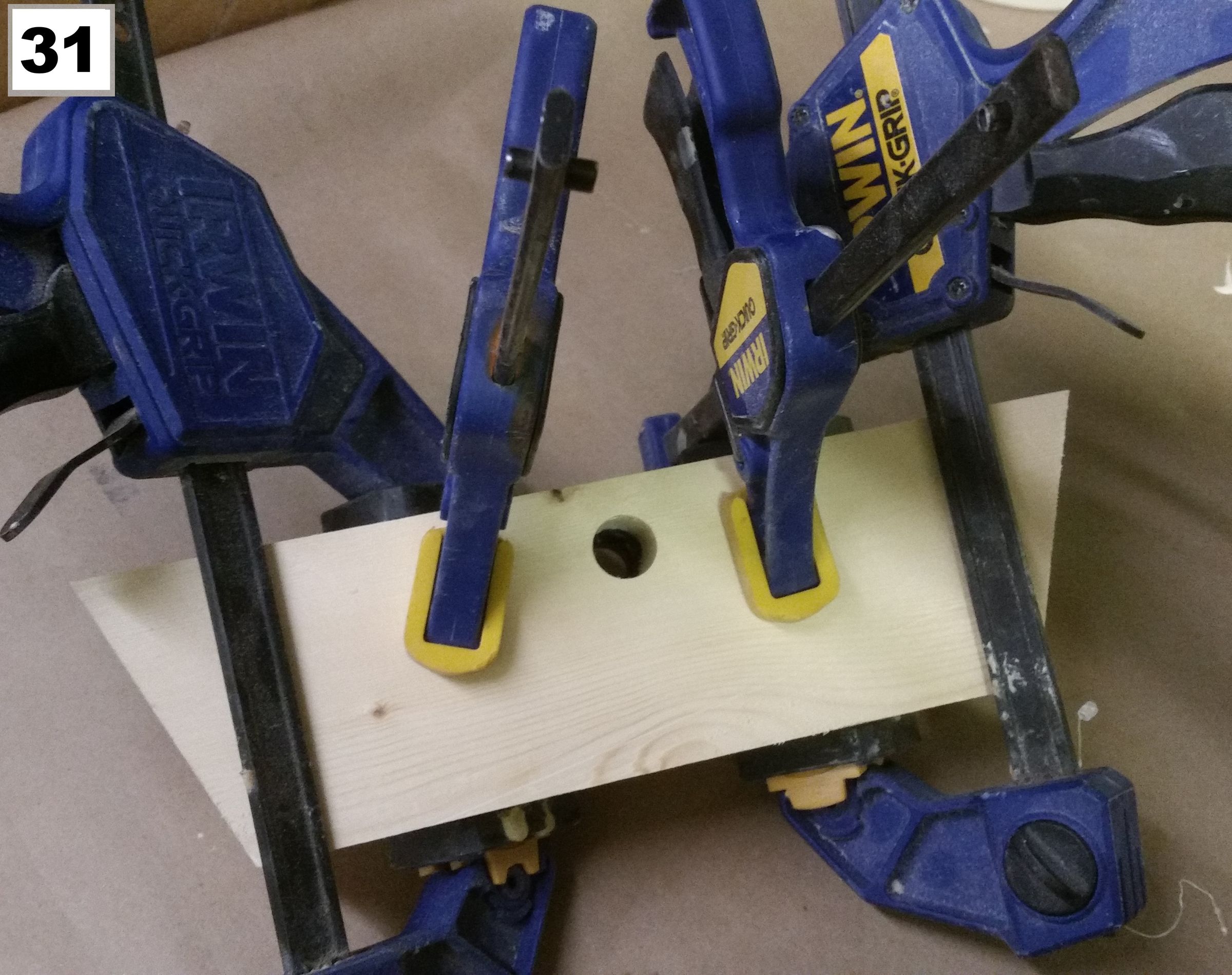 Folding Portable Workbench With Quick Release Vise : 11 Steps (with ...