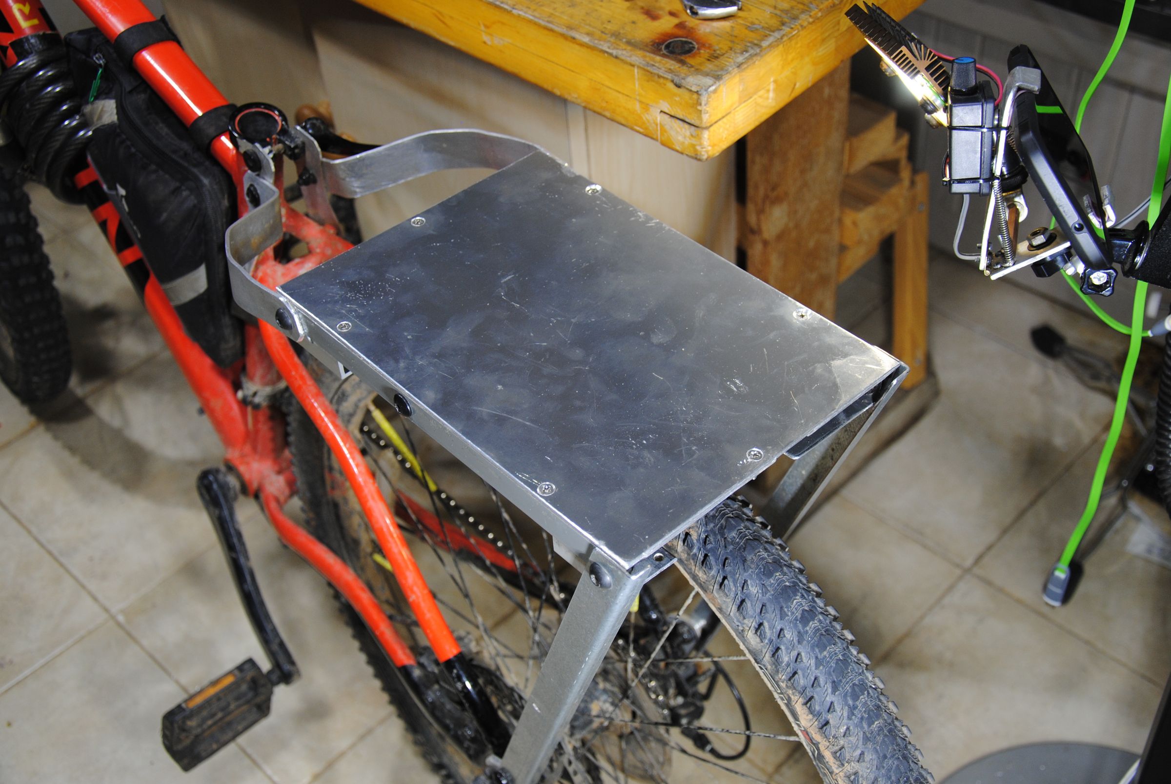 DIY Bike Rear Rack With a MAGNETIC U-lock Mount! (no Welding) : 16 ...