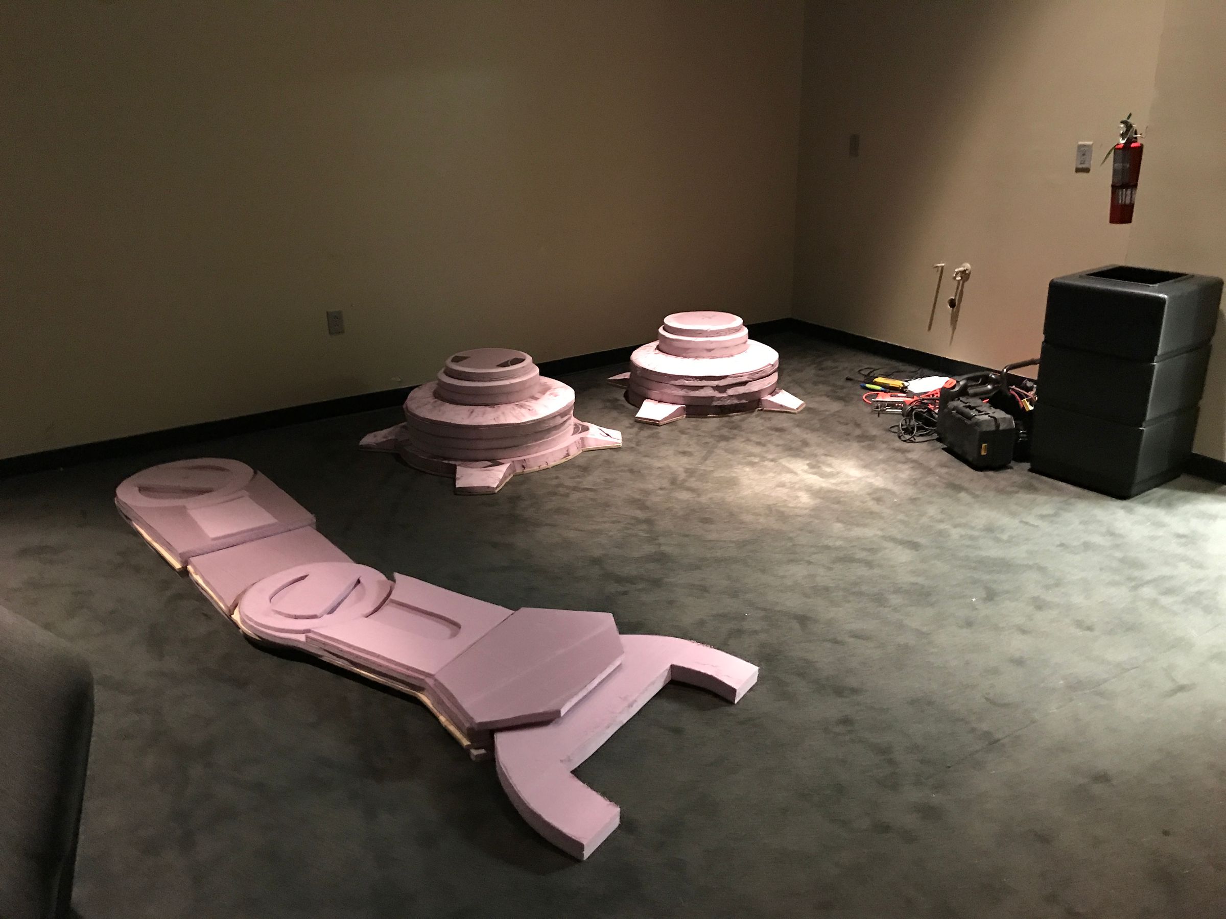 Make a Large-Scale Star Wars AT-AT Walker : 11 Steps (with Pictures ...