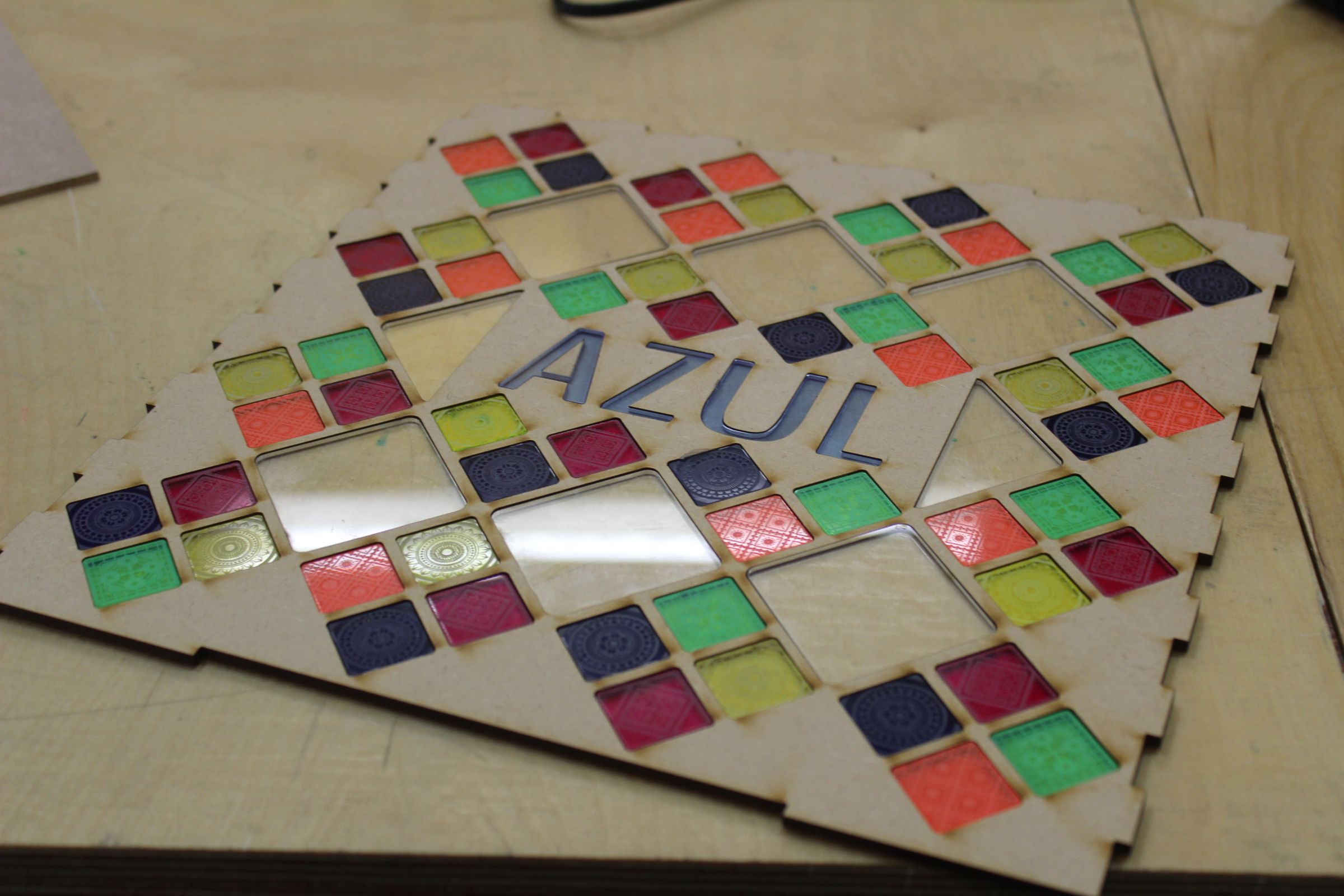 AZUL _ MADE IN FABLAB : 5 Steps (with Pictures) - Instructables