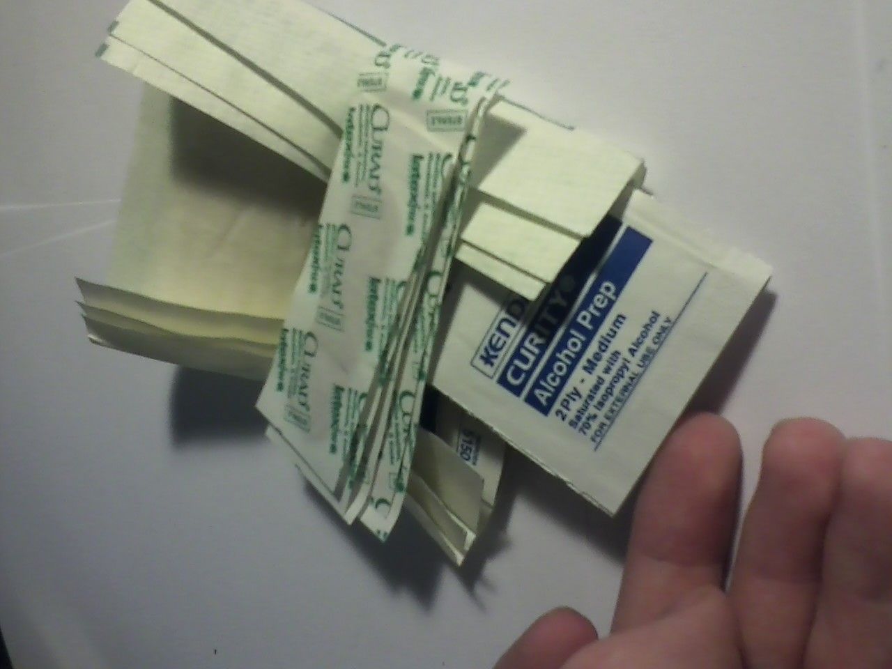 Pocket-Sized Altoids Tin First-Aid Kit : 11 Steps (with Pictures ...