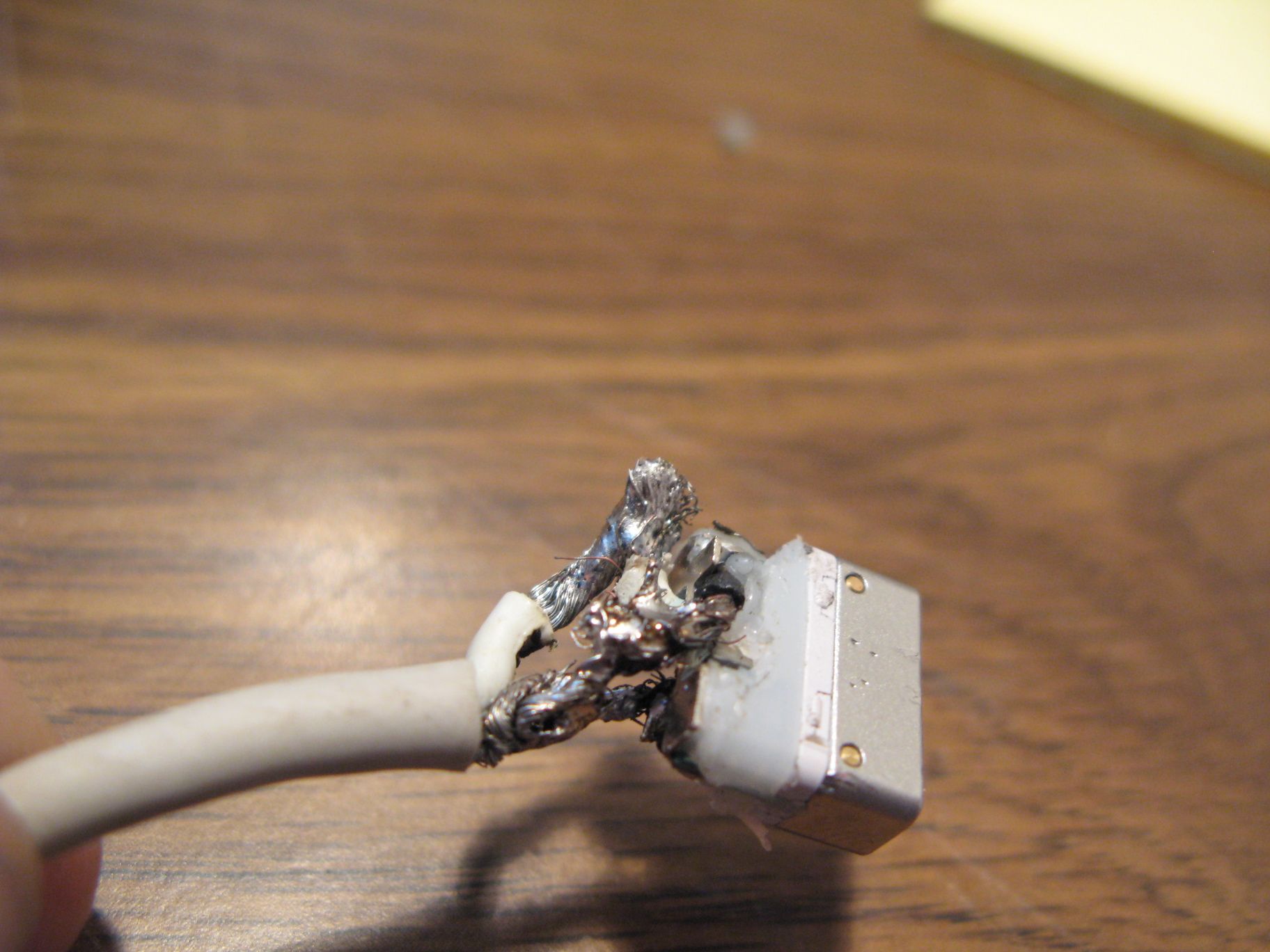 Repair : Apple MacBook MagSafe Charger Power Cord : 5 Steps (with ...