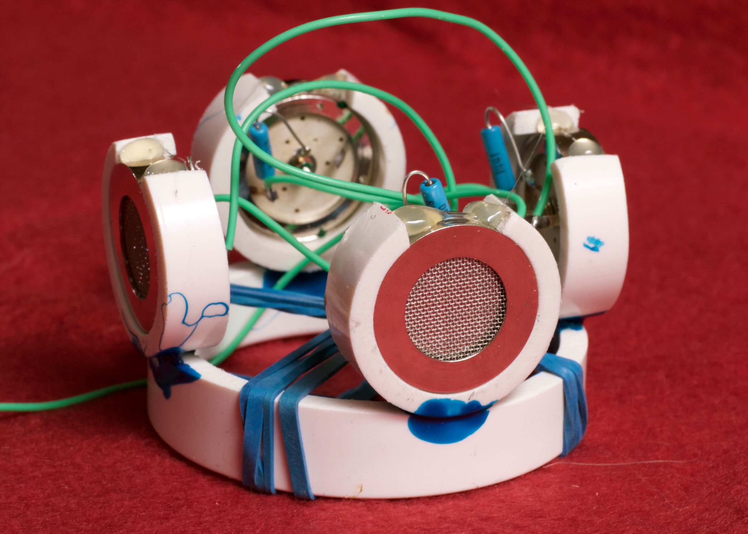 The Paint Can "Blumlein Pair" Stereo Microphone : 11 Steps (with ...