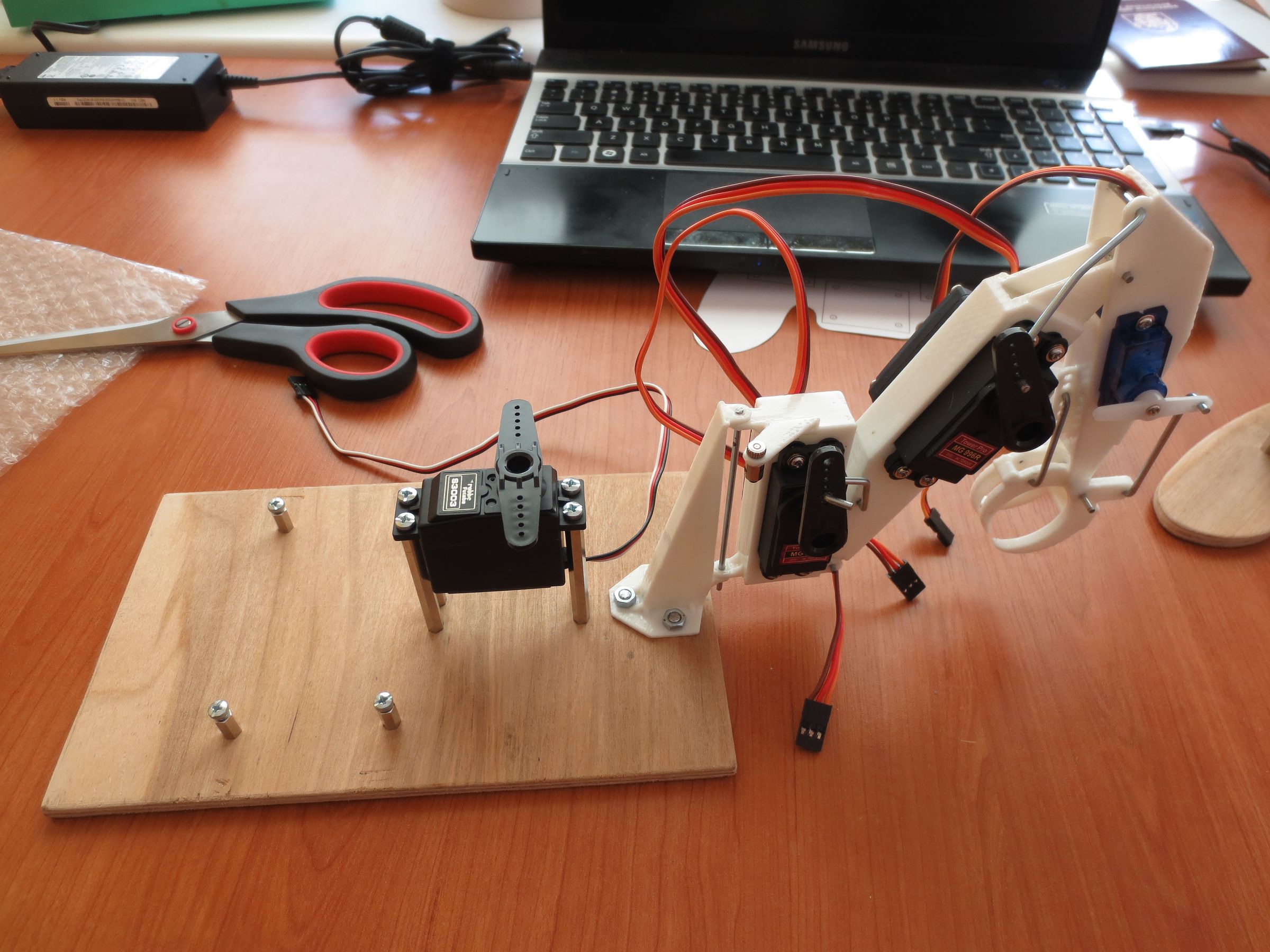 Arduino Robotic Arm : 6 Steps (with Pictures) - Instructables