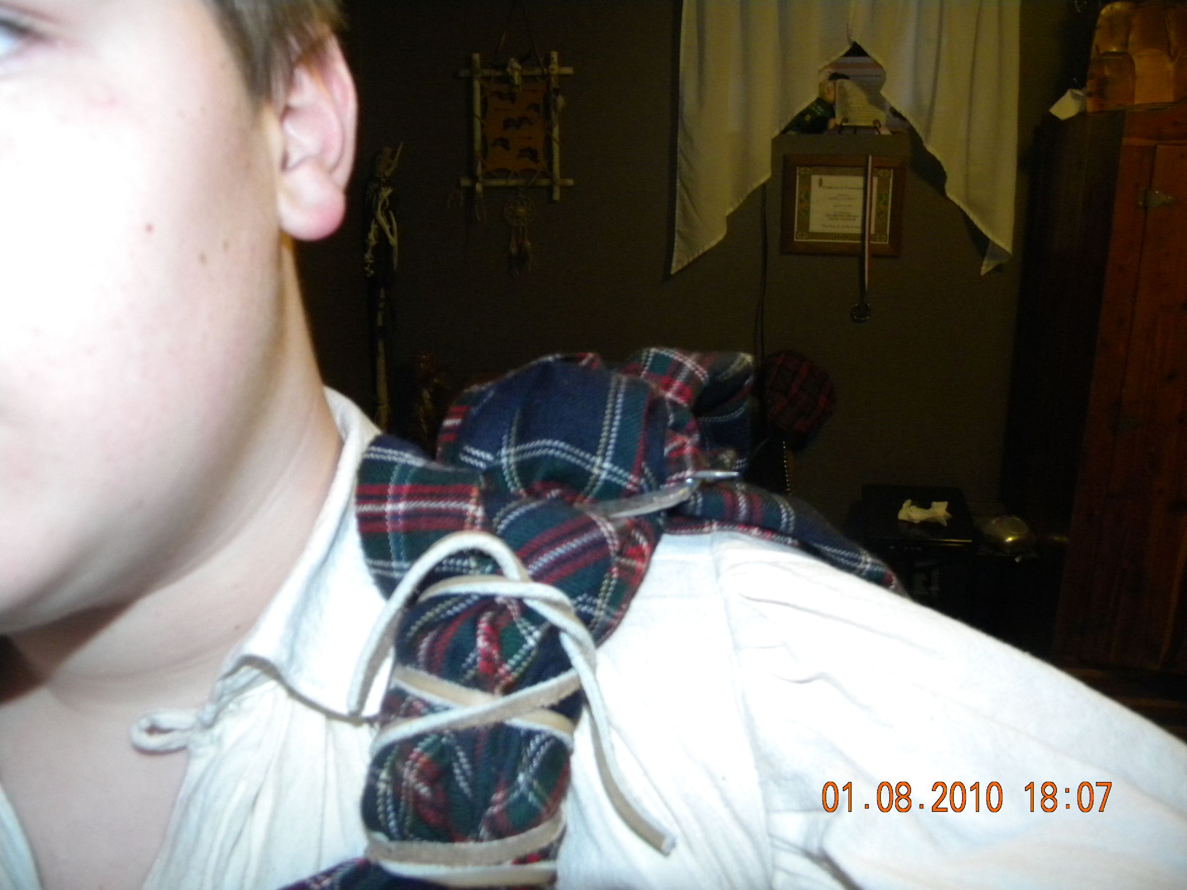 How to Make a Scottish Great Kilt : 6 Steps - Instructables