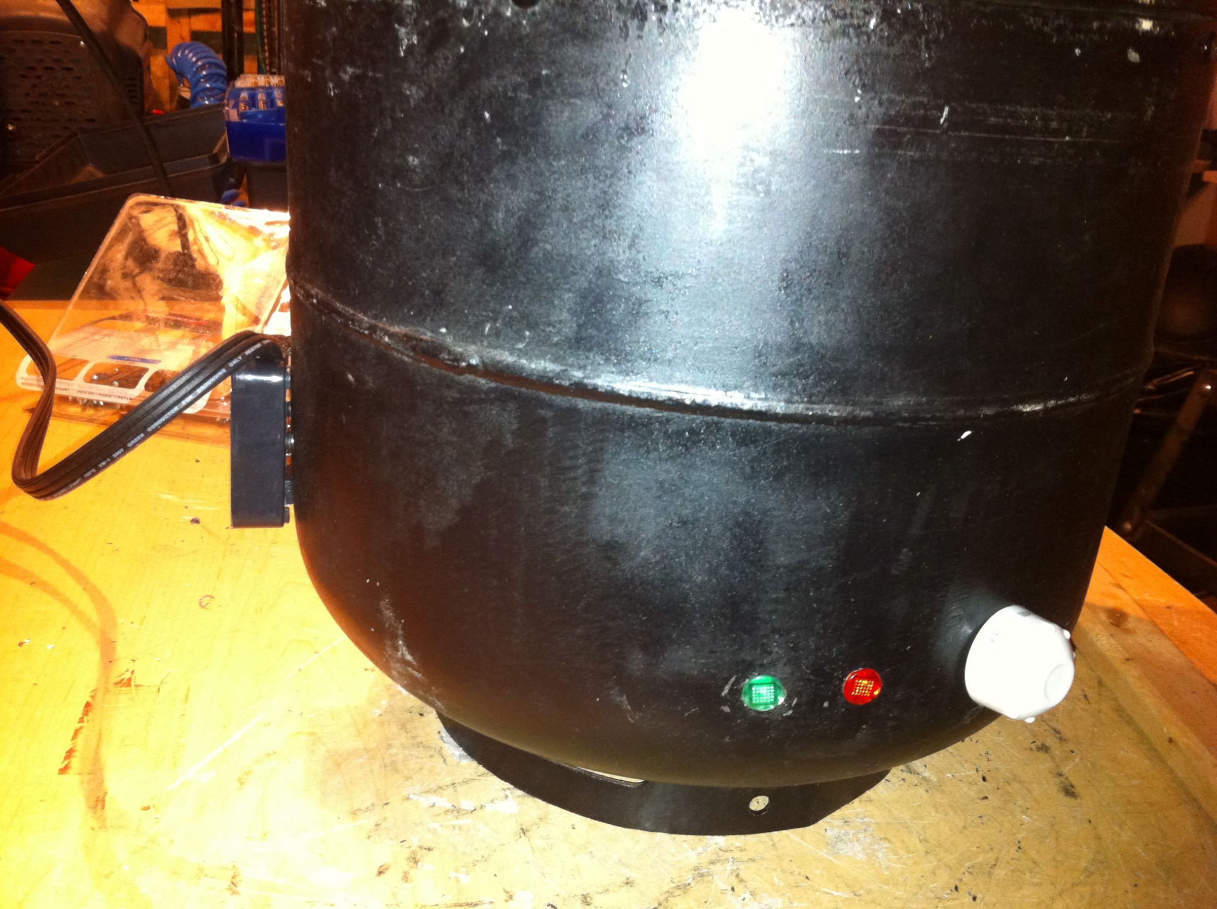DIY Smoker From 2 Rusted Propane Tank : 6 Steps - Instructables