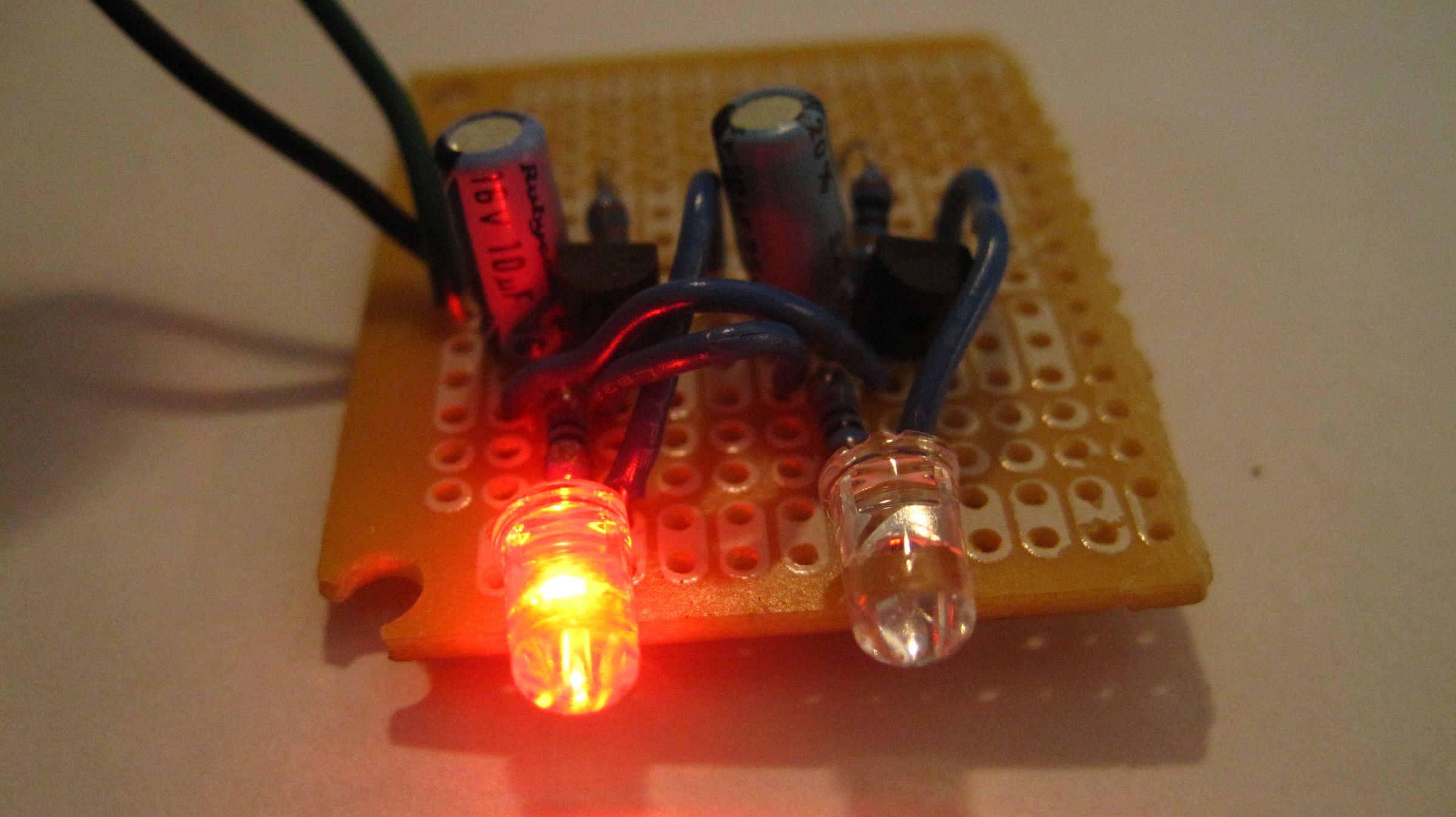 Two Transistor LED Flasher Circuit : 5 Steps - Instructables