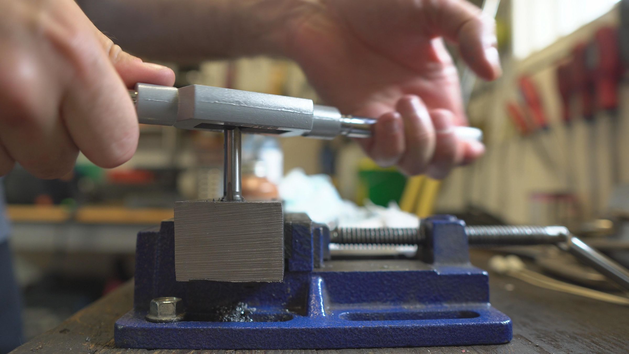 Building a Sturdy Lathe Stand : 6 Steps (with Pictures) - Instructables
