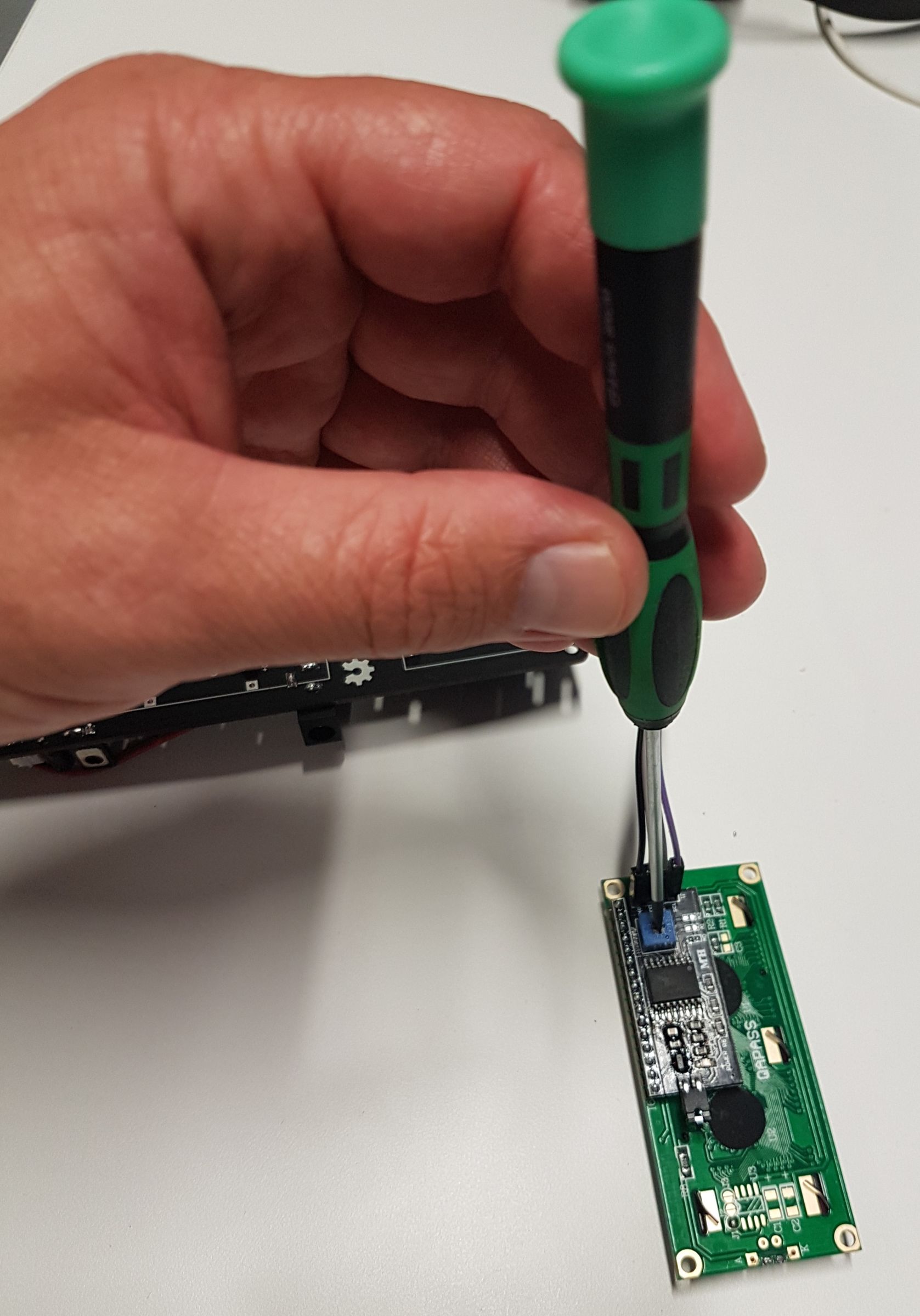 Arduino Nano 4x 18650 Smart Charger / Discharger : 20 Steps - Instructables