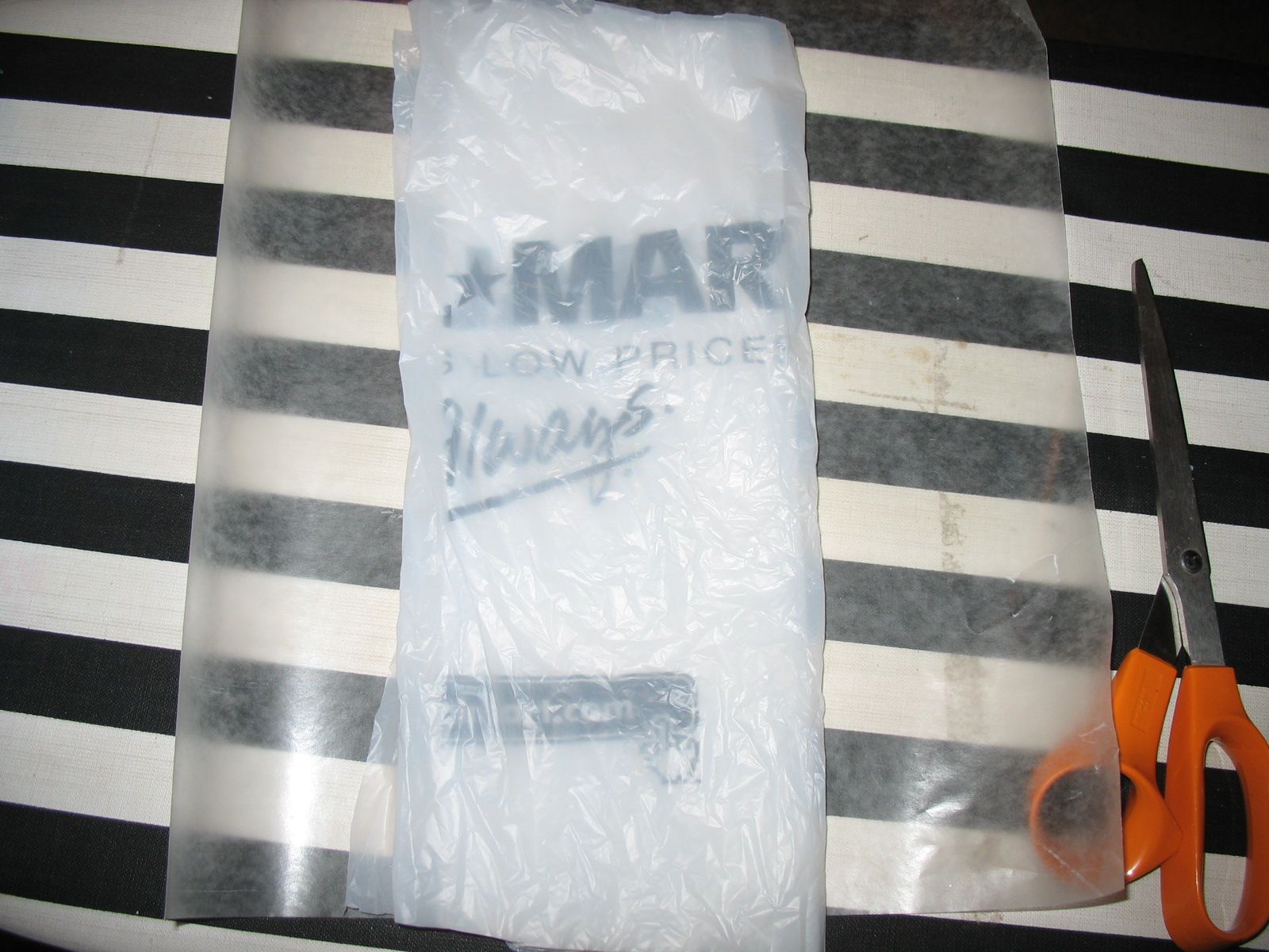 Plastic Bag Fabric! : 5 Steps - Instructables