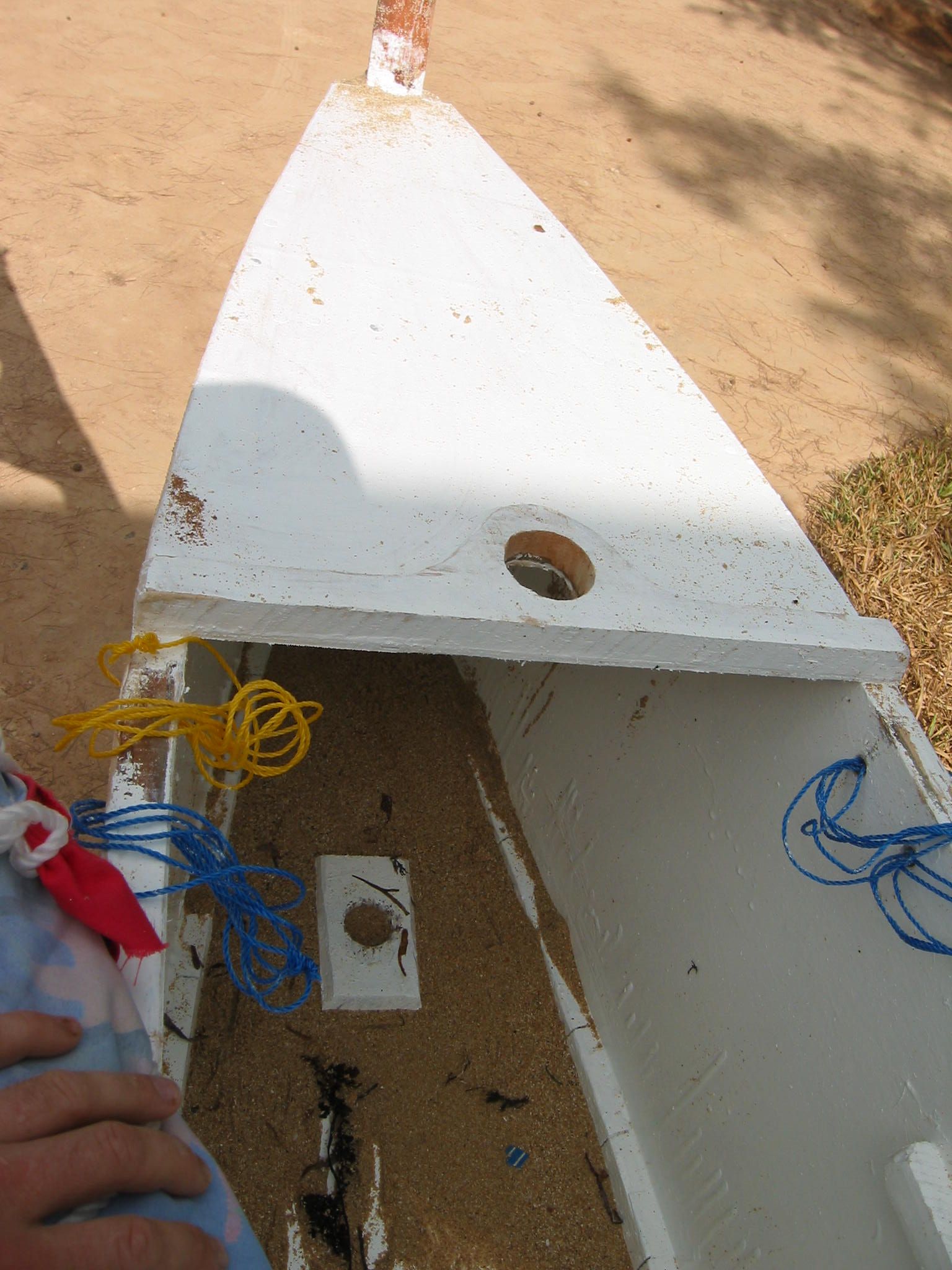 Kenya Outrigger Sailing Canoe : 28 Steps (with Pictures) - Instructables