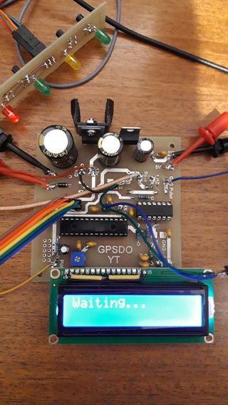 GPSDO YT 10 Mhz Lcd 2x16 With LED, UTC Time and GPS Localisation. : 25 ...