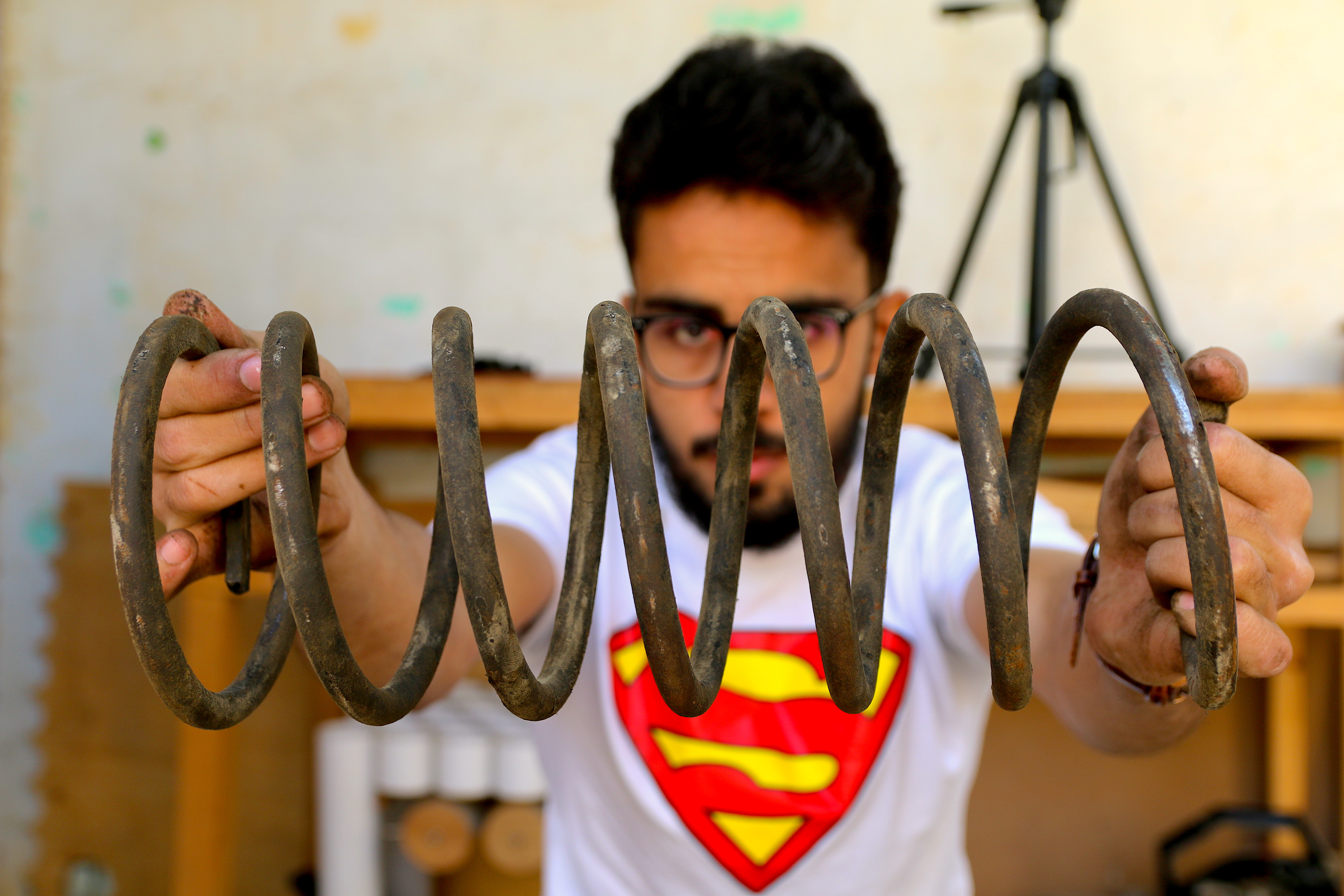 DIY Shock Absorber Stool : 9 Steps (with Pictures) - Instructables