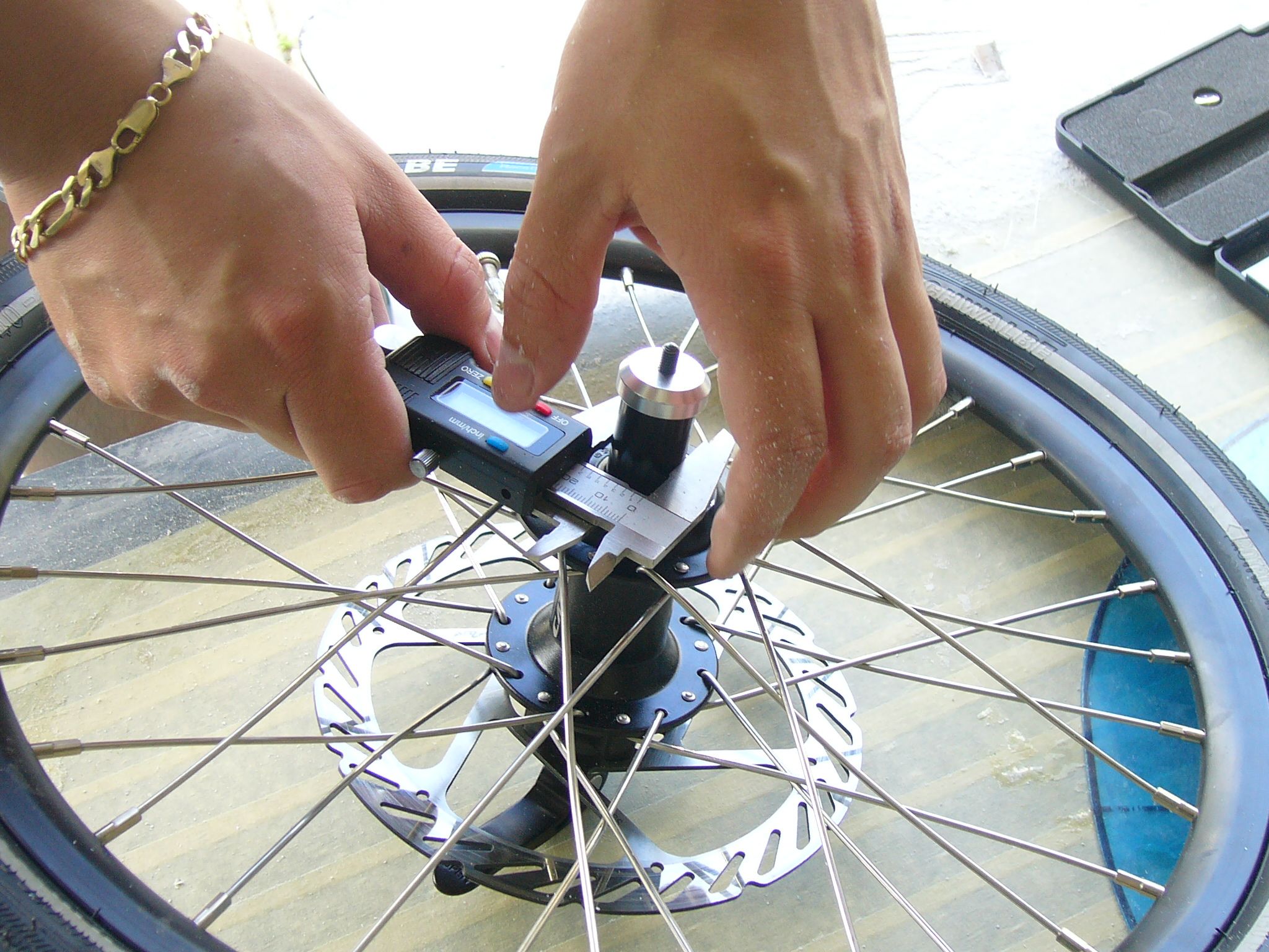 Aerodynamic Wheel Disks - for Your Bike : 5 Steps - Instructables